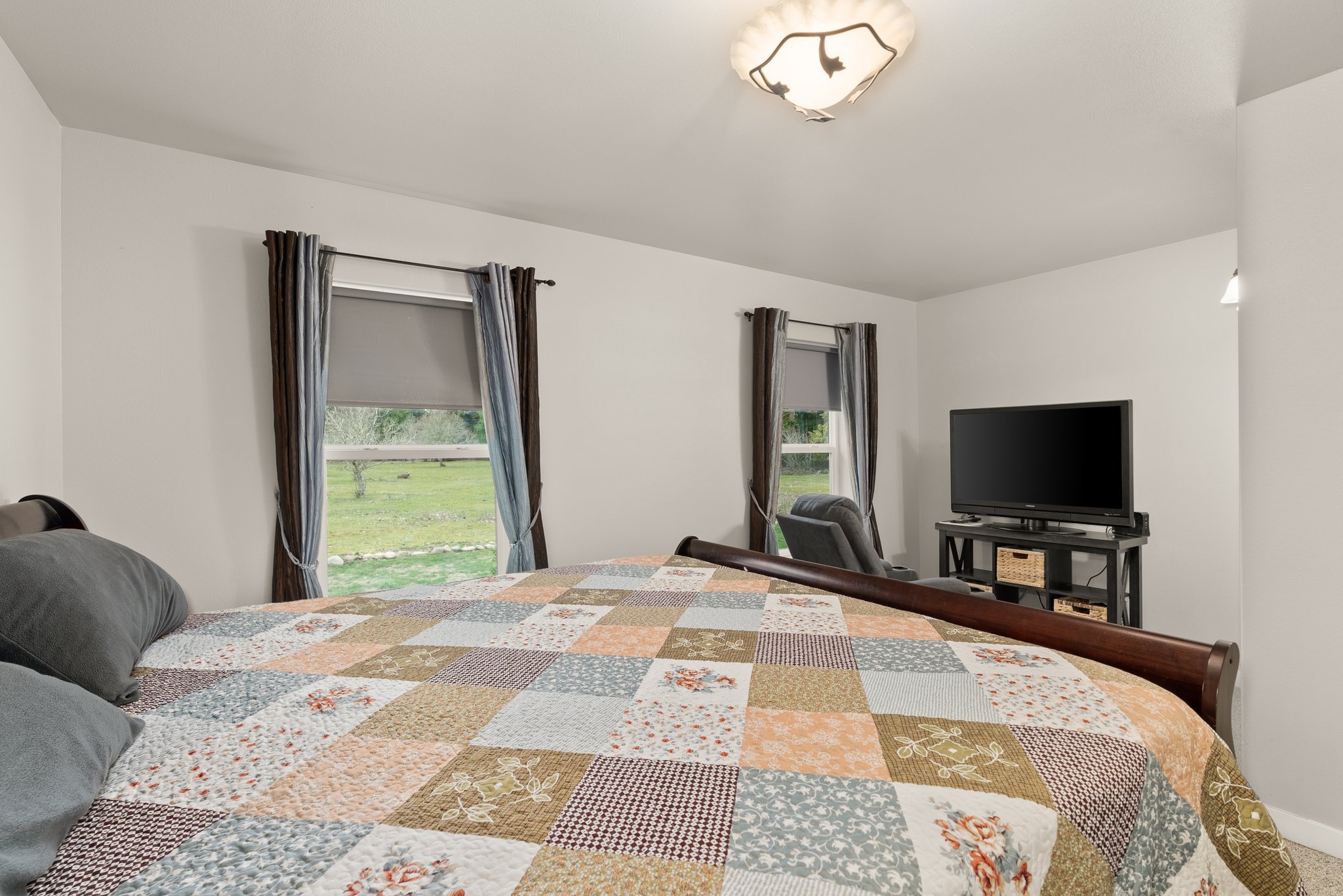 15509 Vail Cut Off Rd SE, Rainier, WA 98576 | Luminate Media