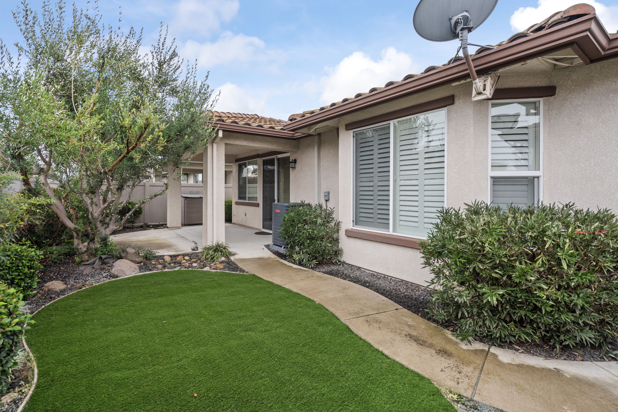 1557 Maple Valley St, Manteca, CA 95336 | K-Robb Designs