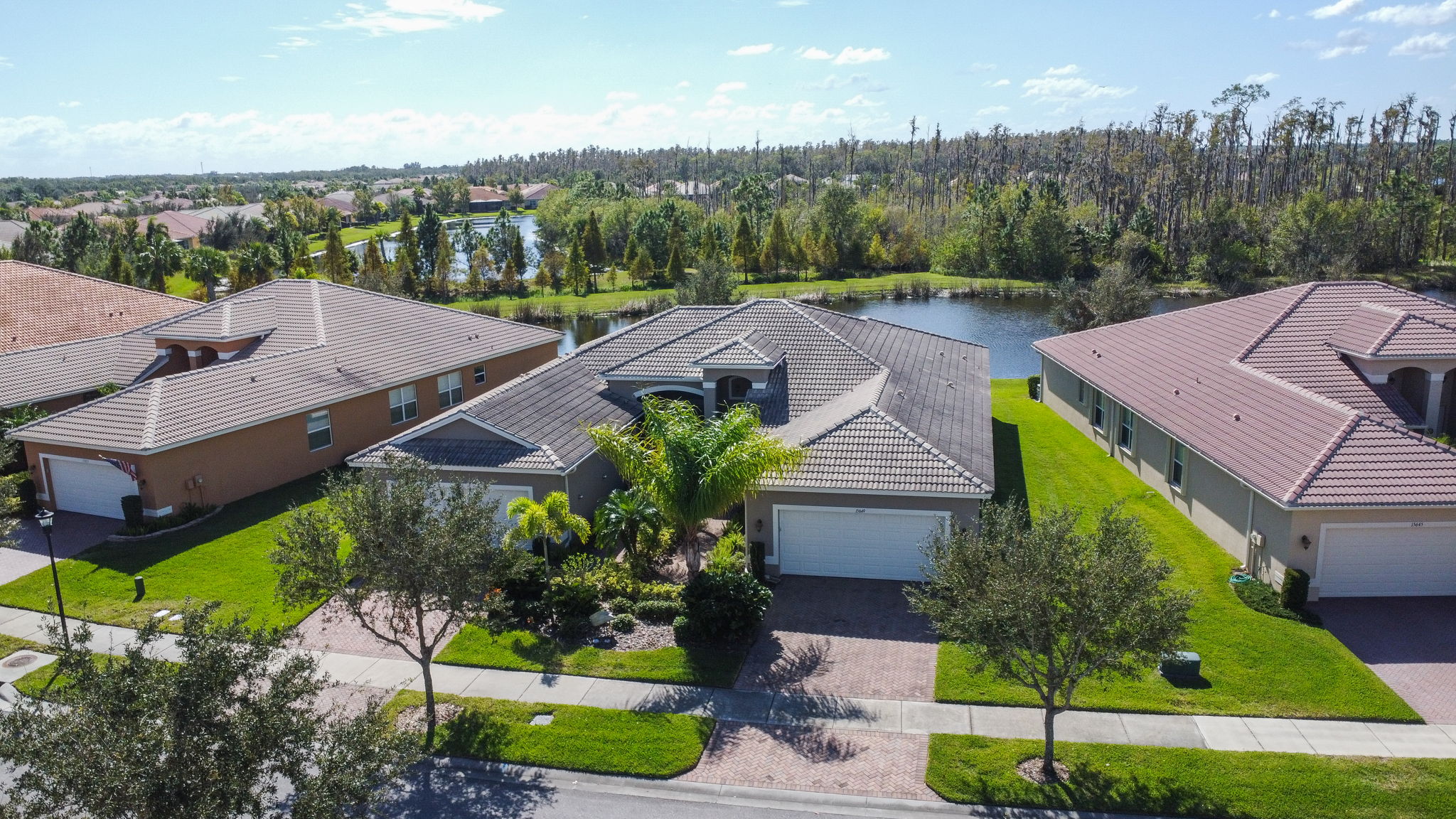 15649 Aurora Lake Cir, Wimauma, FL 33598 | HDShowings Real Estate ...