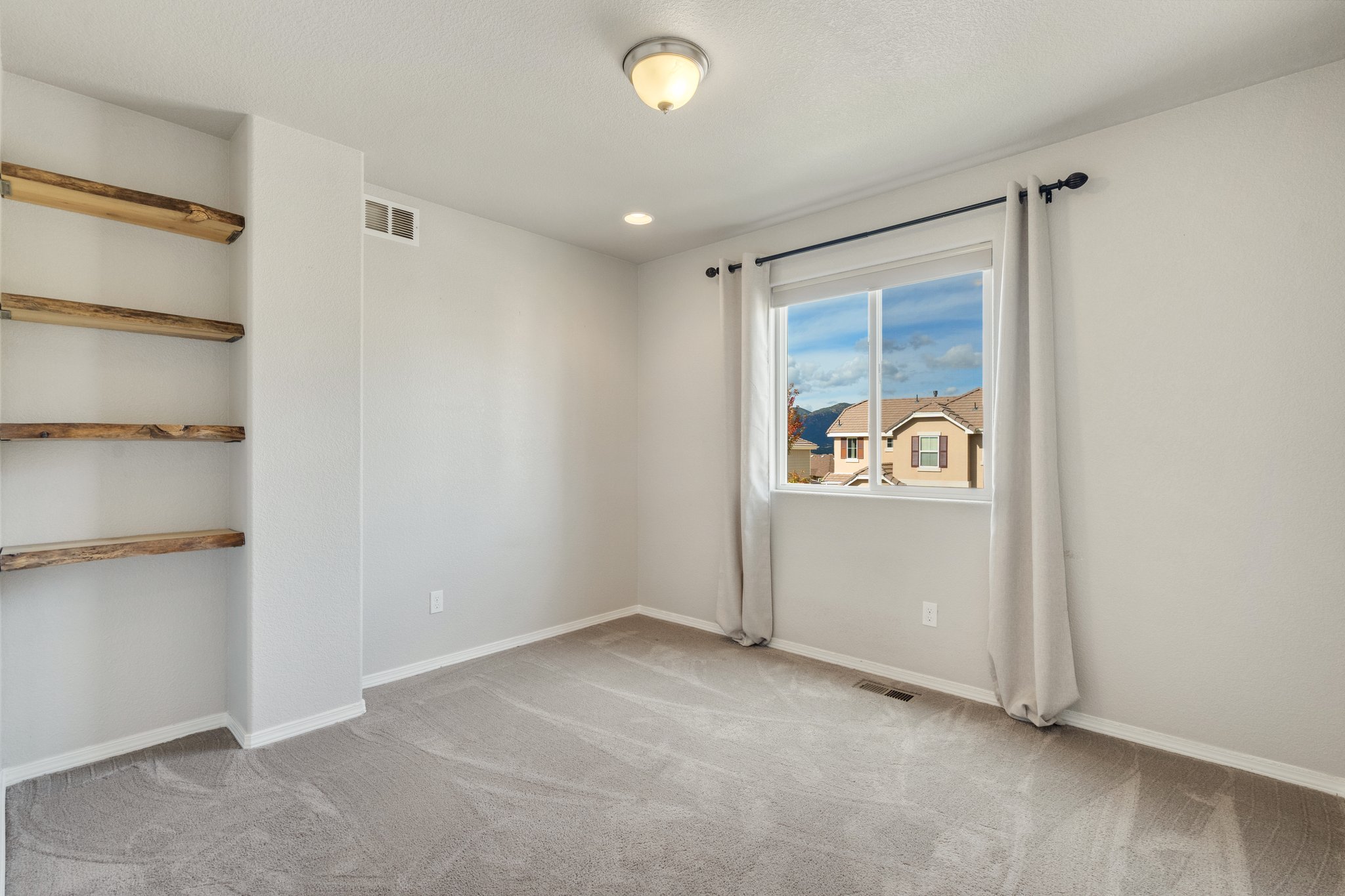 1604 Rustlers Roost Dr, Colorado Springs, CO 80921 | PixVid