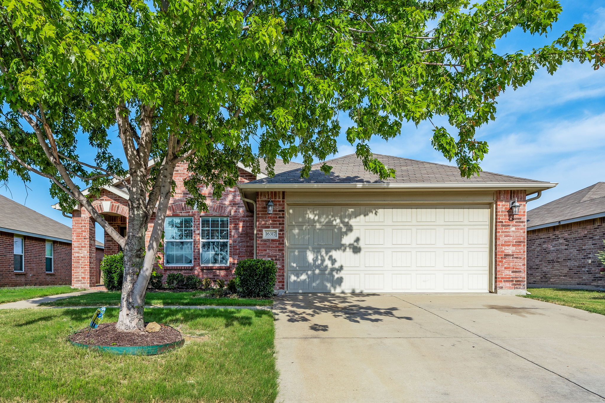 16317 Severn Ln, Fort Worth, TX 76247