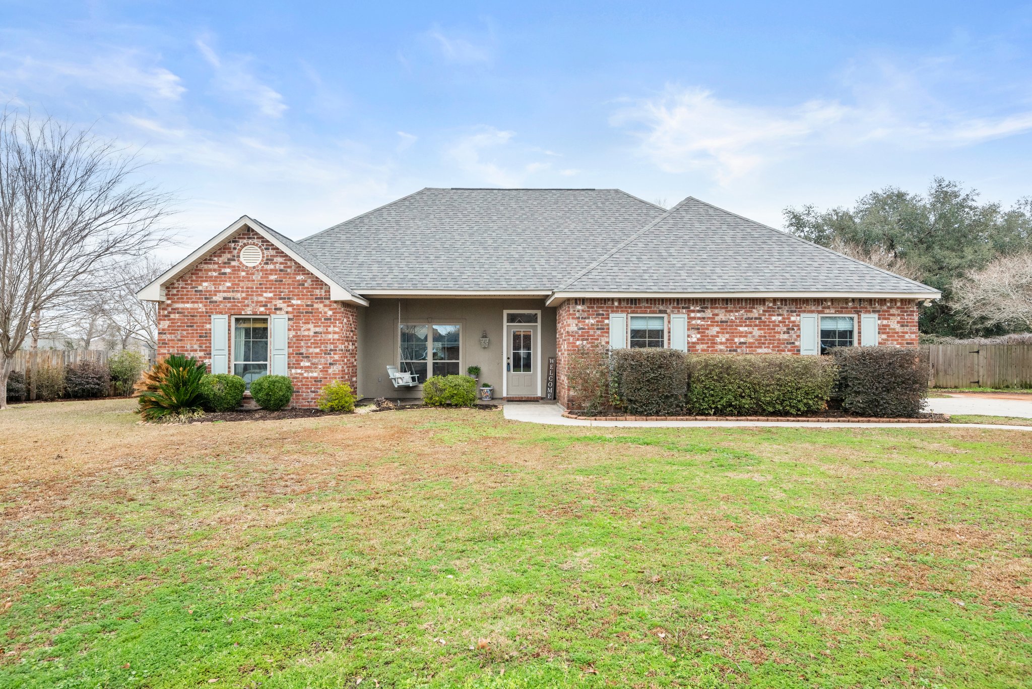 16346 Megan Ln, Prairieville, LA 70769
