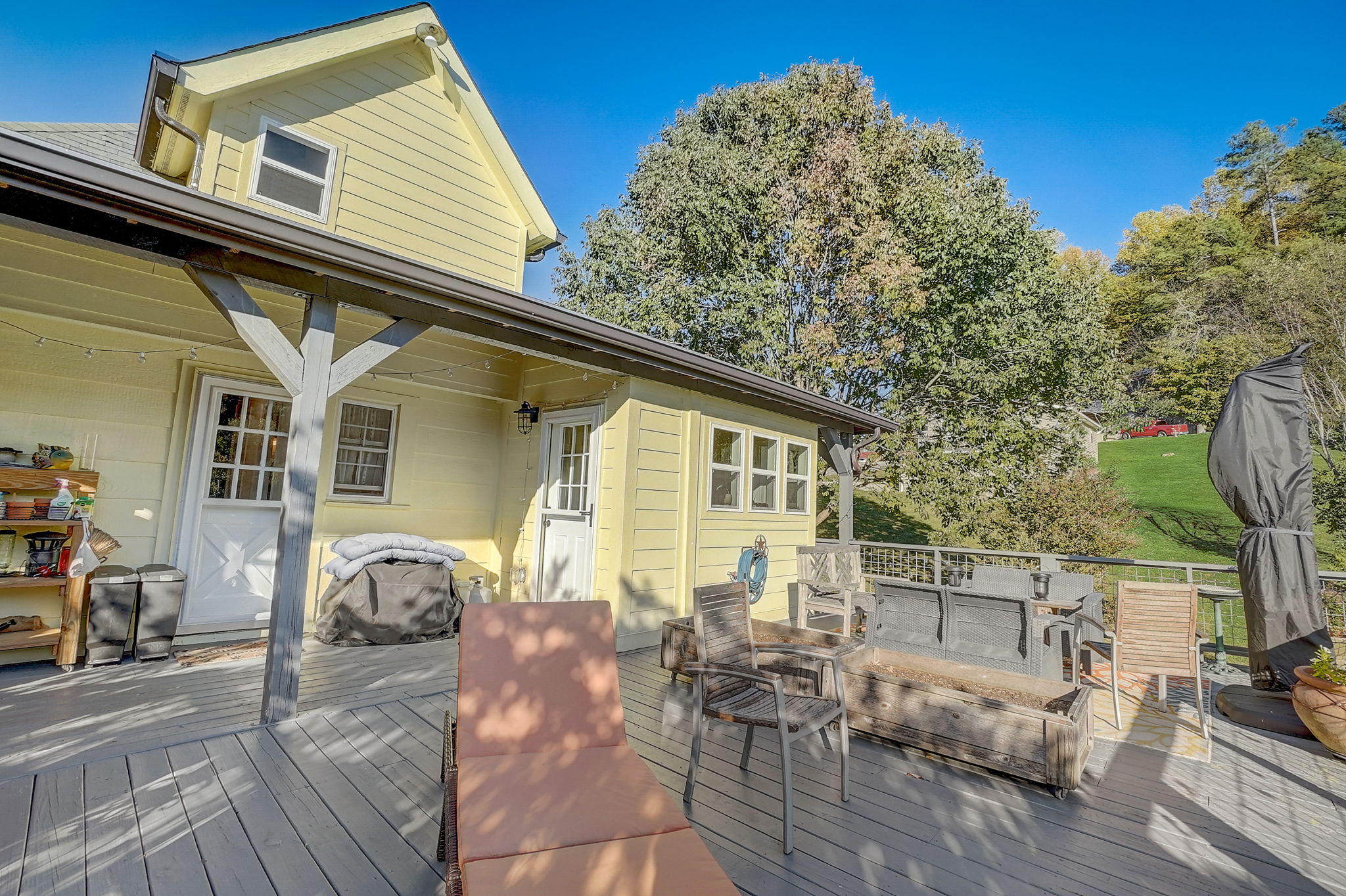 1677 Falling Water Rd, Sparta, TN 38583 | Zillow Media Experts