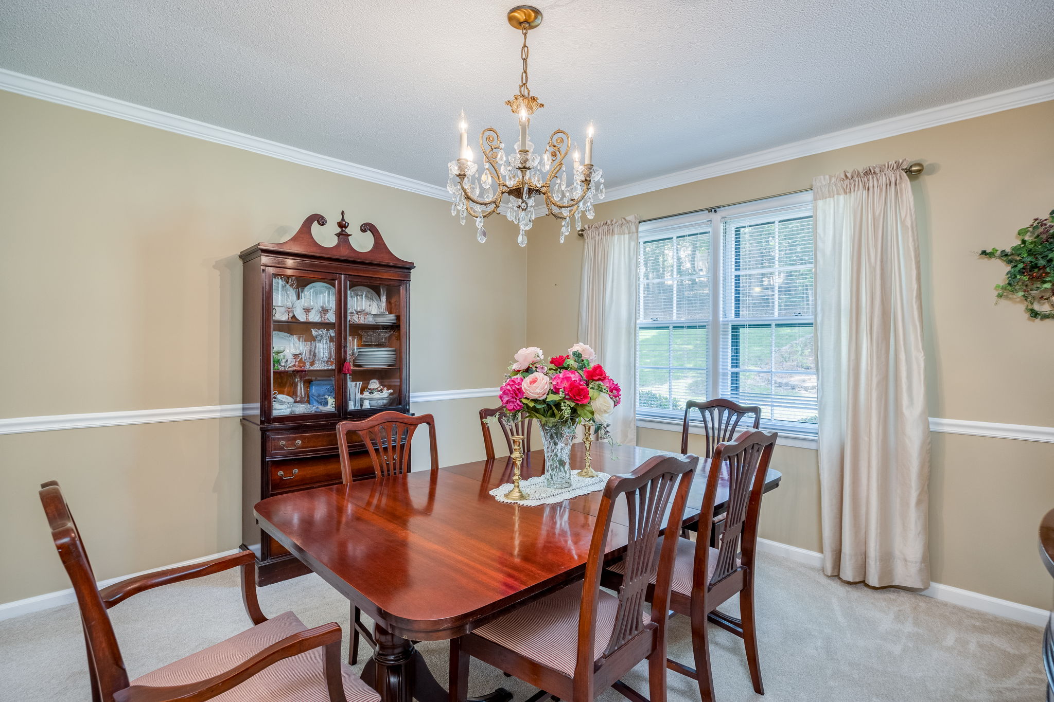 1700 Robin Crest Dr, West Columbia, SC 29169