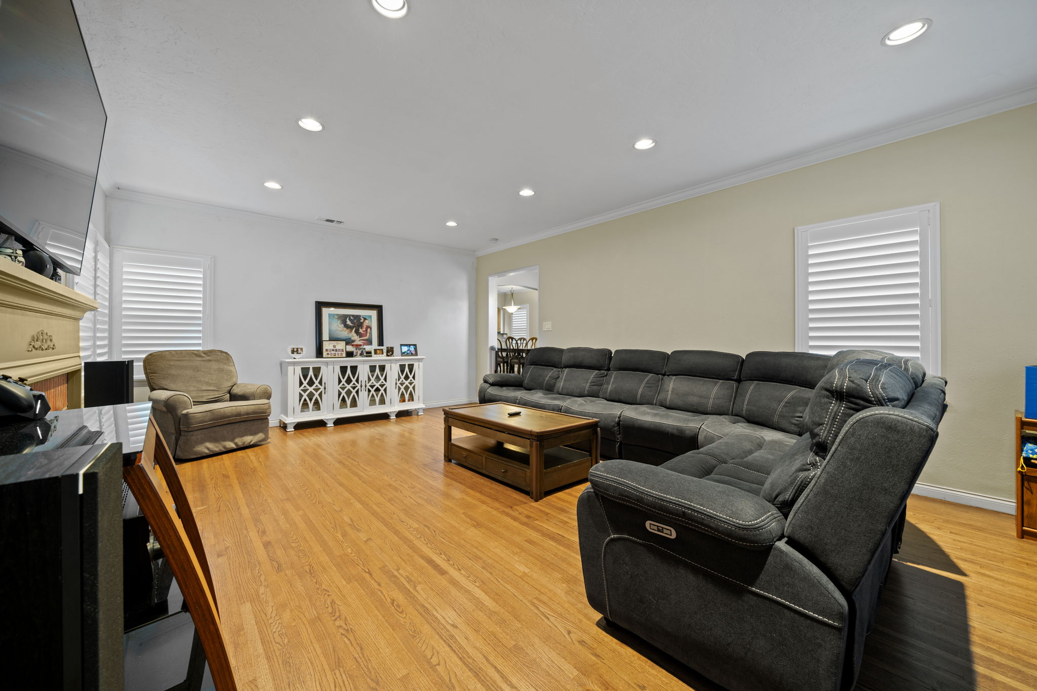 17015 Bixby Ave, Bellflower, CA 90706 | Virtual Shotz