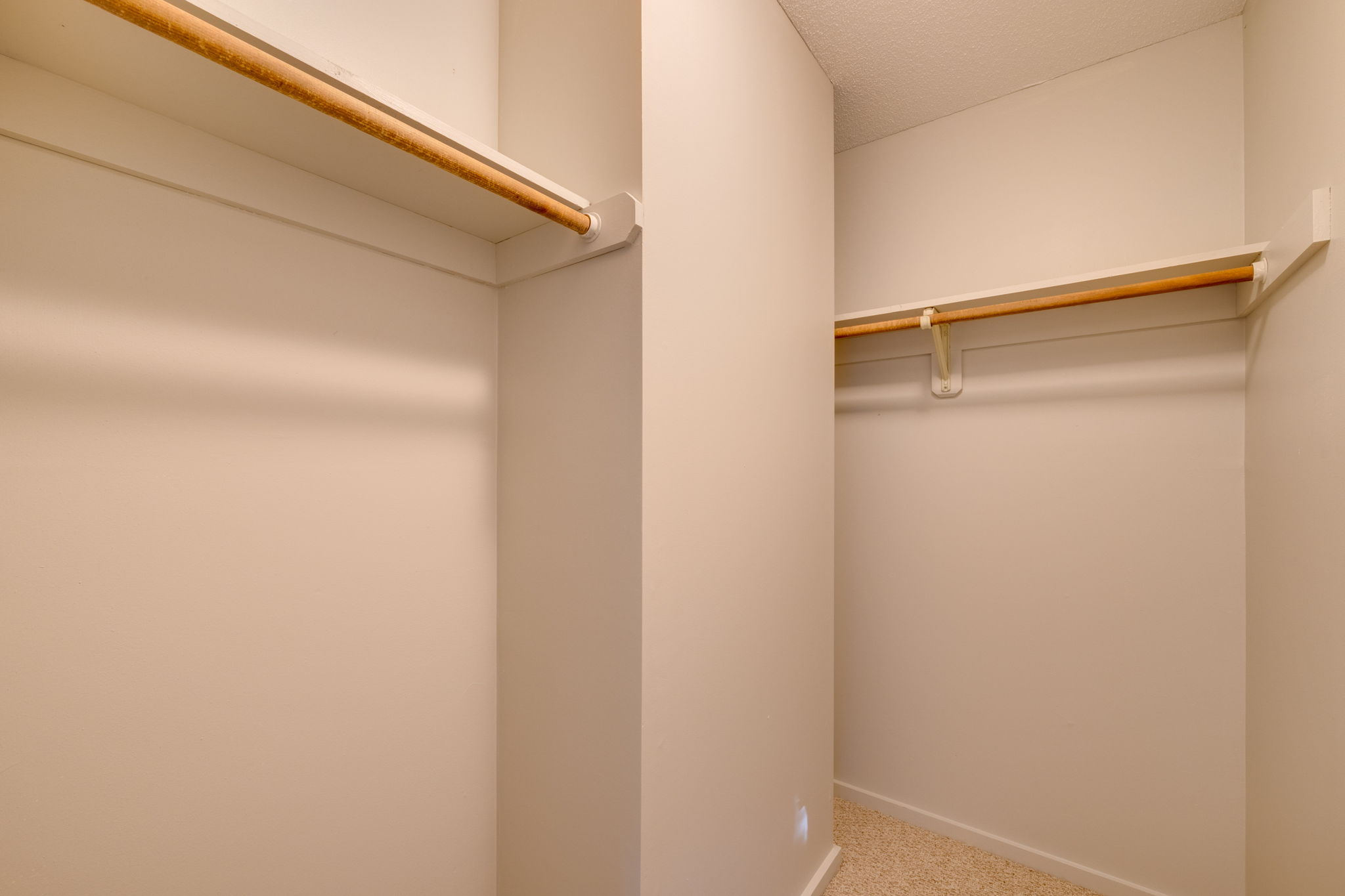 171 Greenwoods Ln, East Windsor, CT 06088 | Ed McCullough Photography