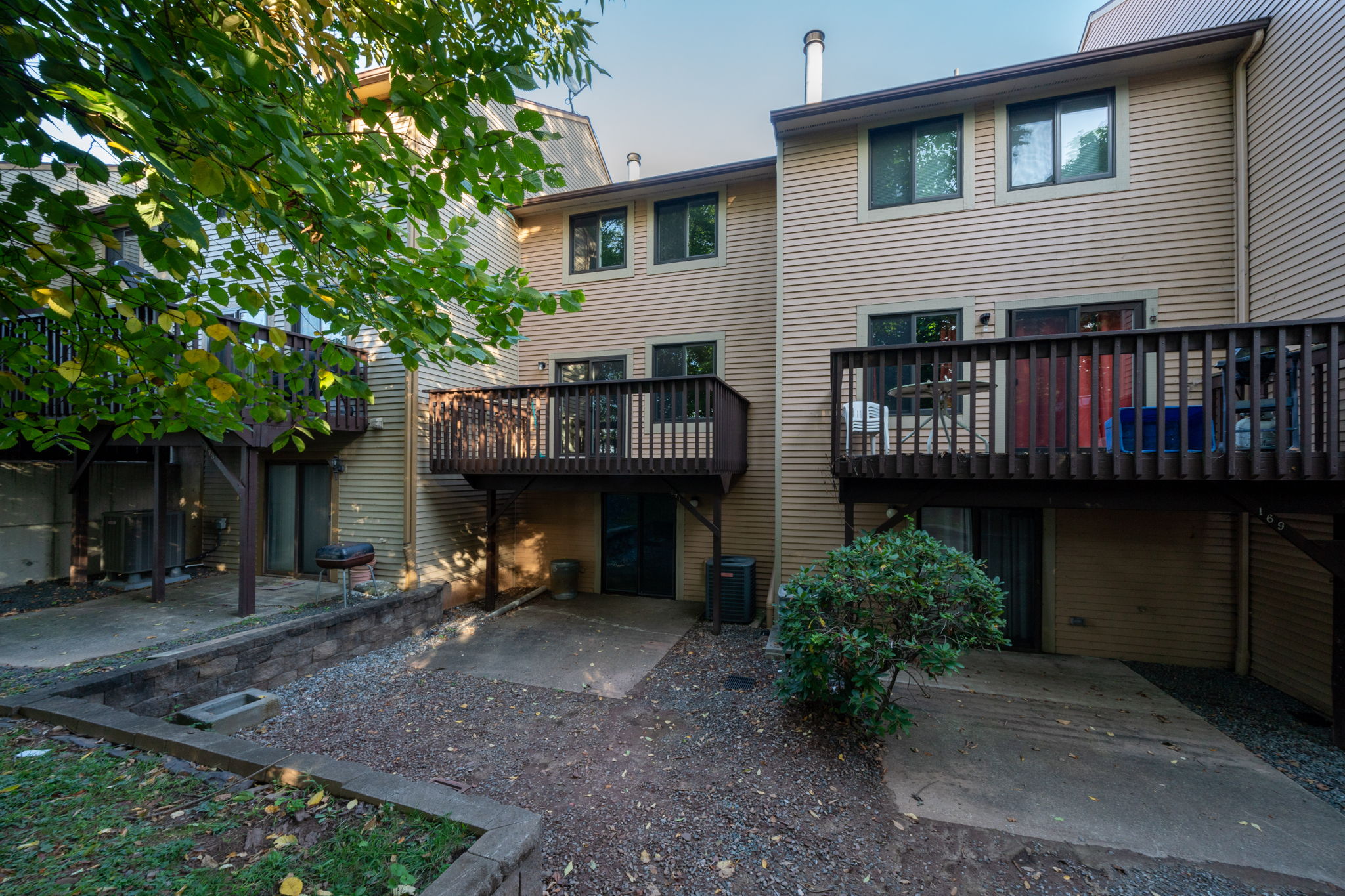 171 Greenwoods Ln, East Windsor, CT 06088 | Ed McCullough Photography