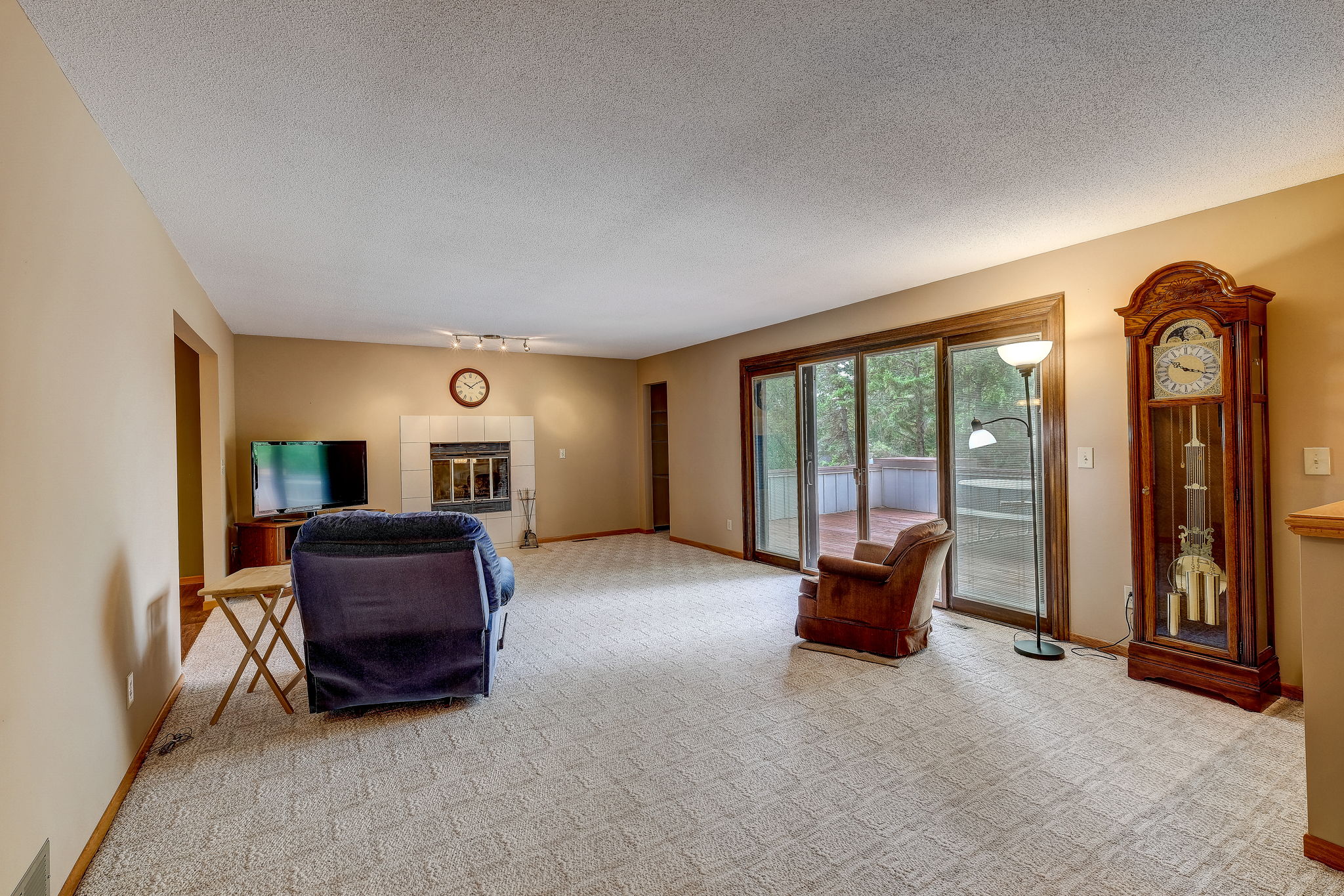 17176 Weaver Lake Dr, Maple Grove, MN 55311 | Archi-Pix