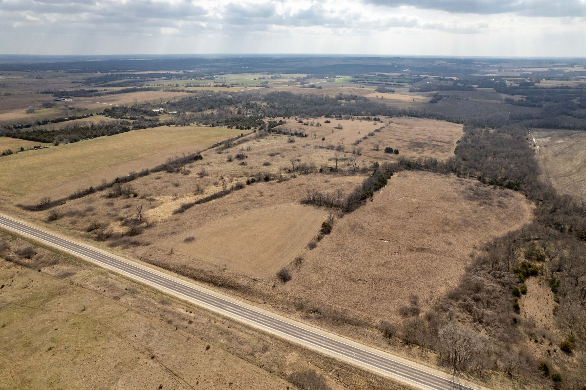 1750 KS-268, Lyndon, KS 66451 | First Showing Photography