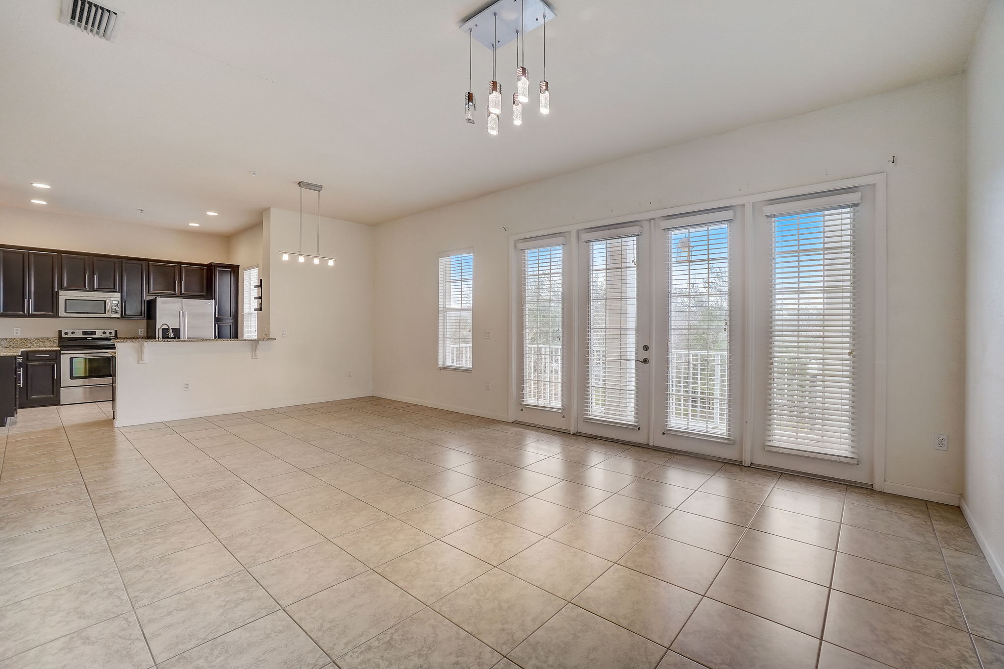 1777 Firehouse Ln 208, Orlando, FL 32814 | ShowingTime+ Listing Media ...