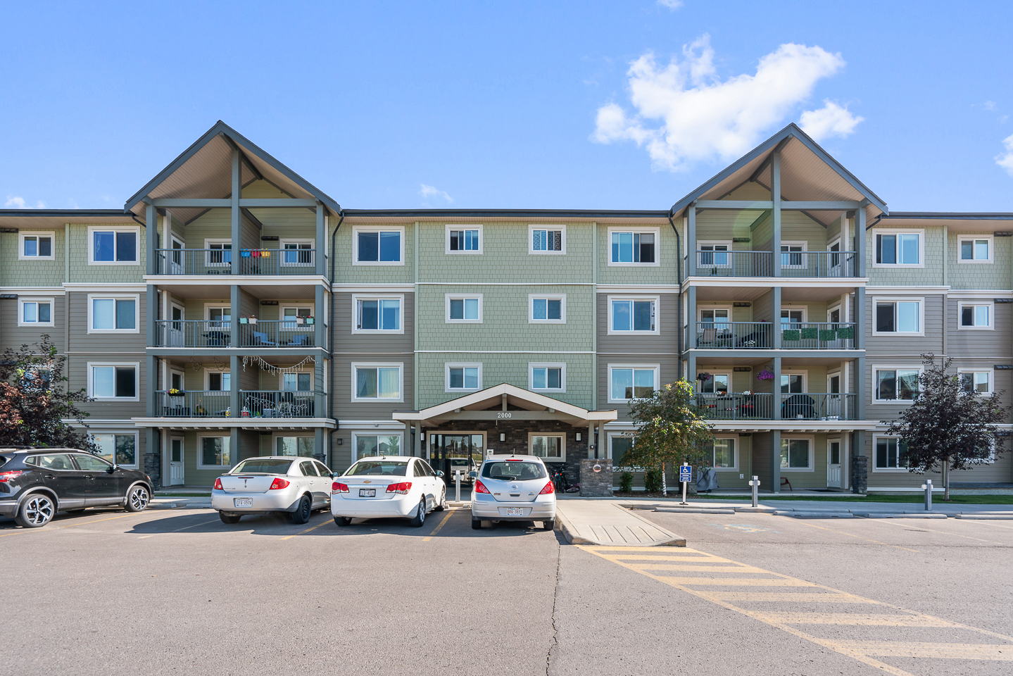 181 Skyview Ranch Manor 2203, Calgary, AB T3N 0V2 | MDZ Studios