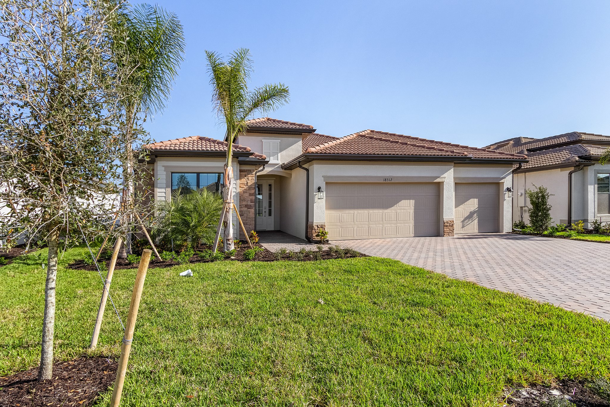 18312 Ridgeline Dr, Estero, FL 33928 | VisualPRO Photography