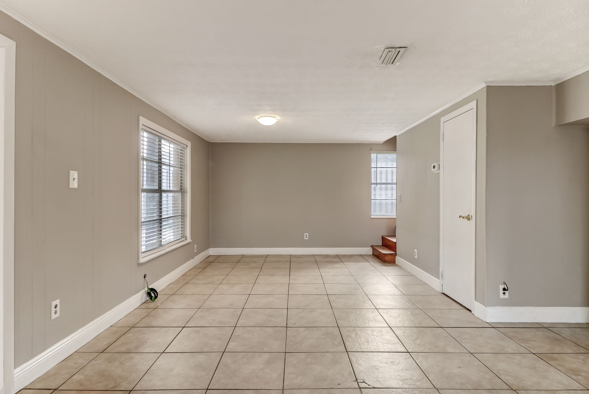 185 1/2 S Fletcher Avenue | ECVT Real Estate Photography