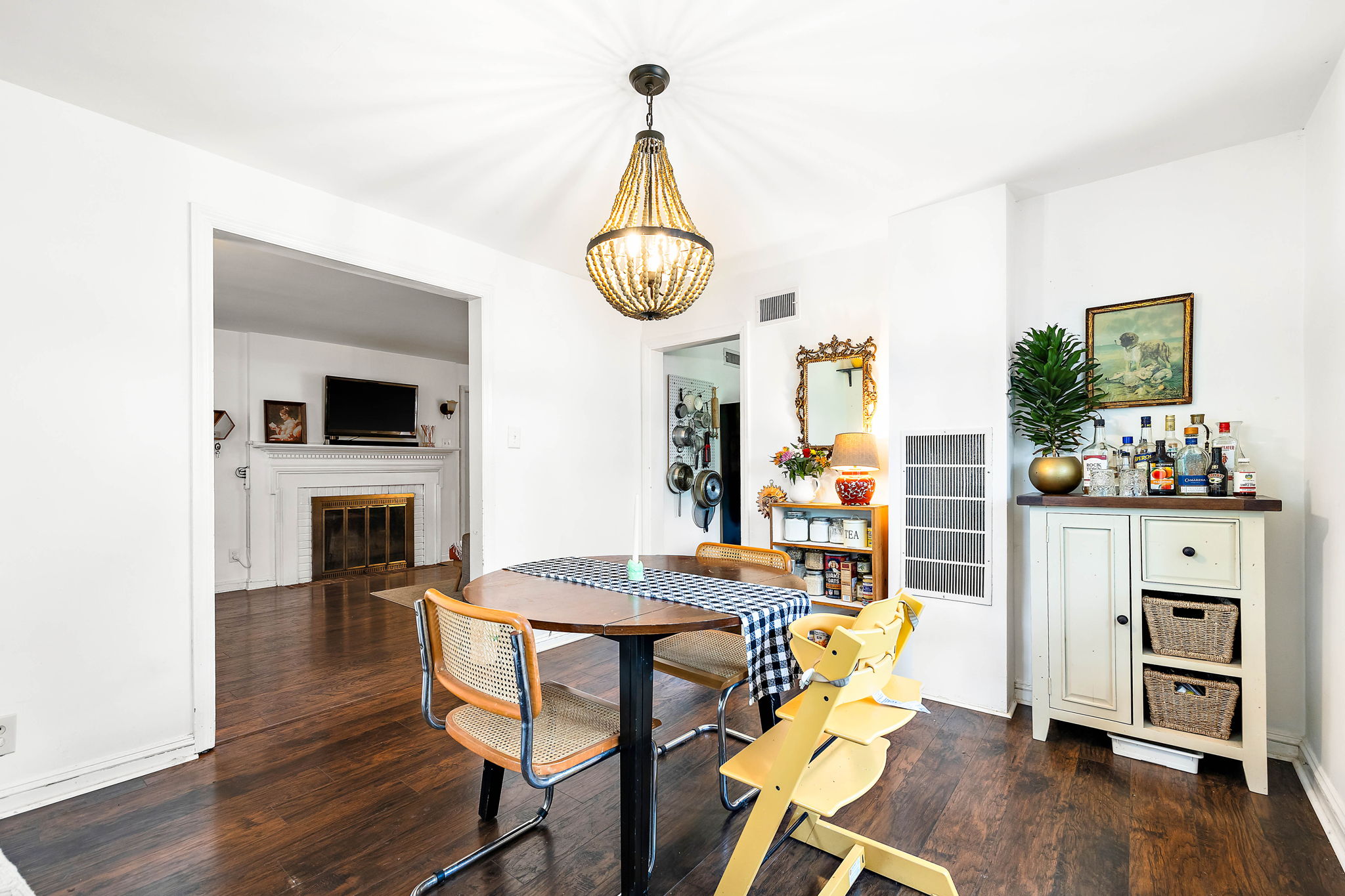 19 N Stuyvesant Dr, Wilmington, DE 19809 | Blue Bird Media