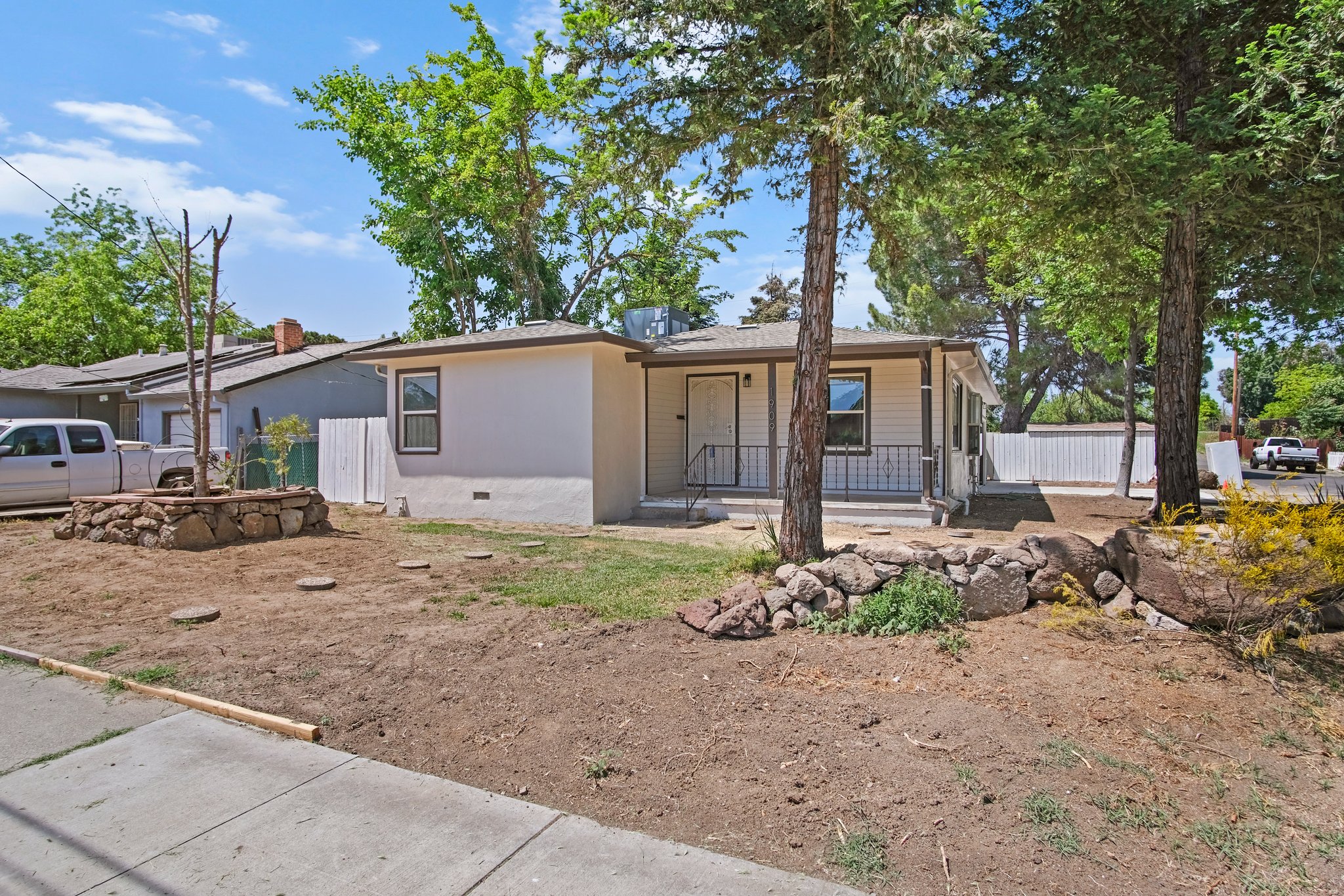 1909 W Harding Way, Stockton, CA 95203 | Wulf Films