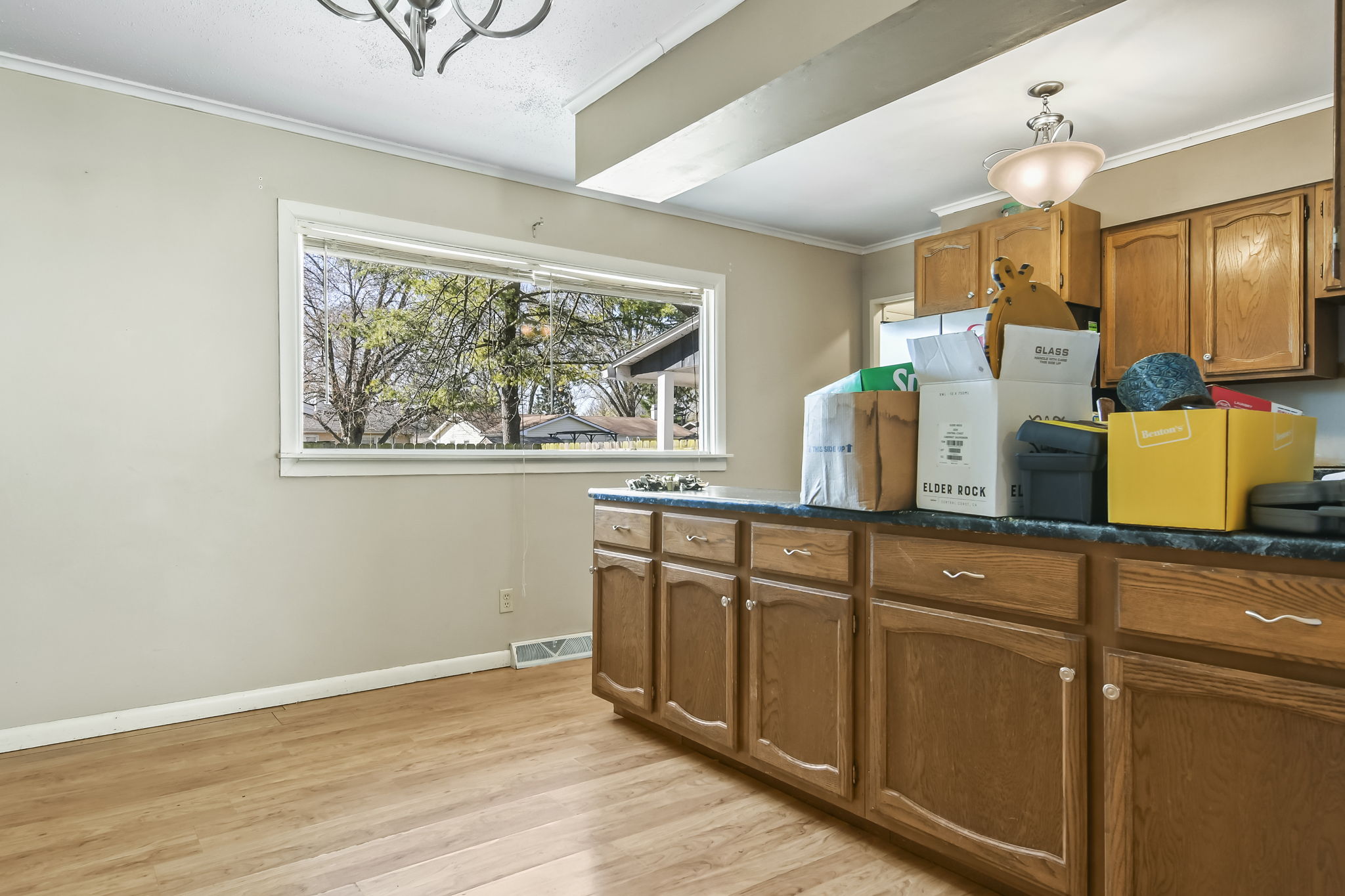 2012 Creighton Rd, Springfield, IL 62703 | Design Eyes Photography