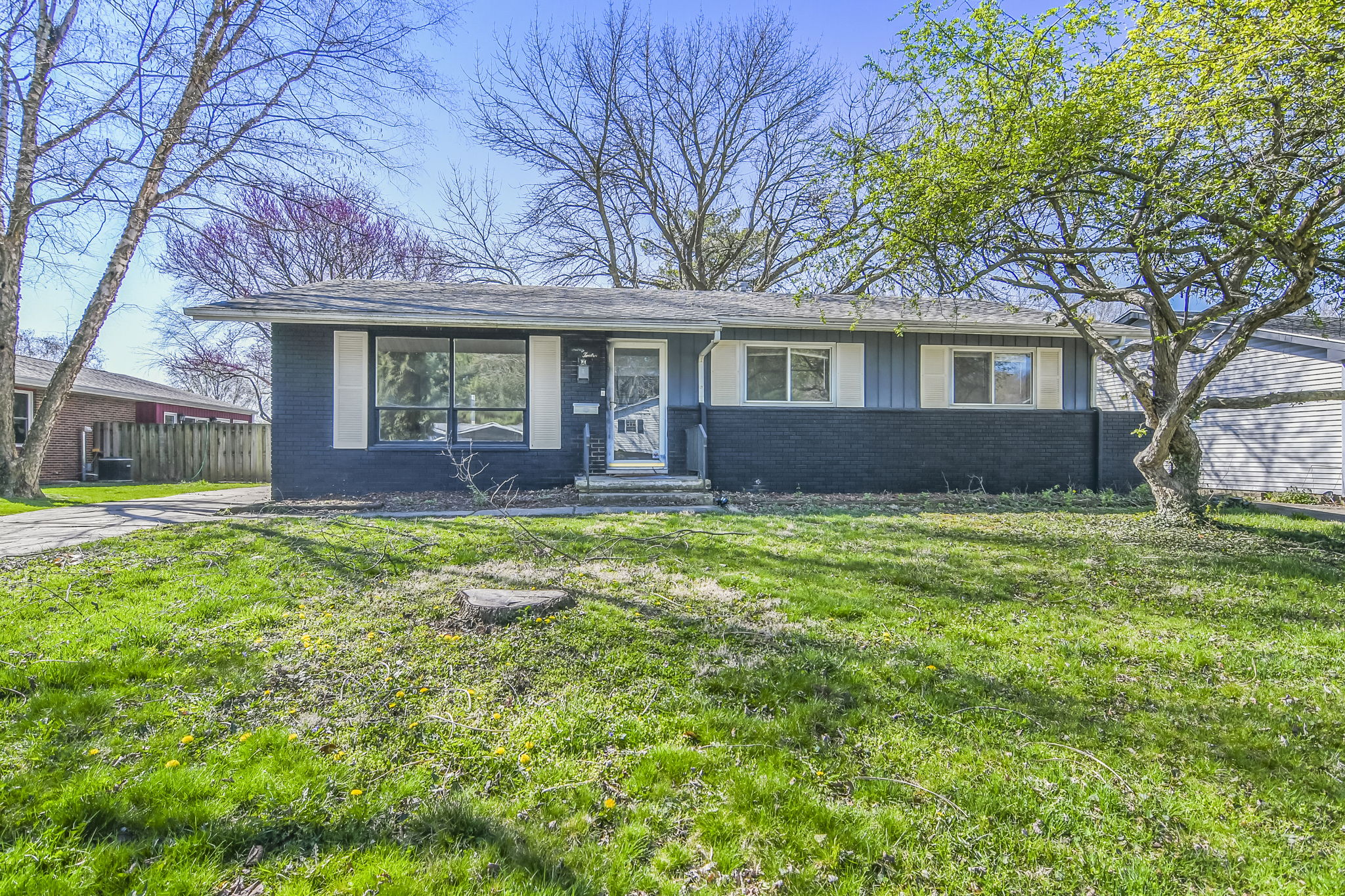 2012 Creighton Rd, Springfield, IL 62703 | Design Eyes Photography