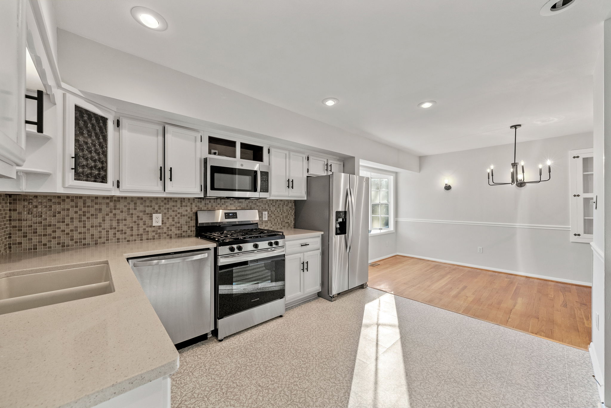 203 Hutton St, Gaithersburg, MD 20877