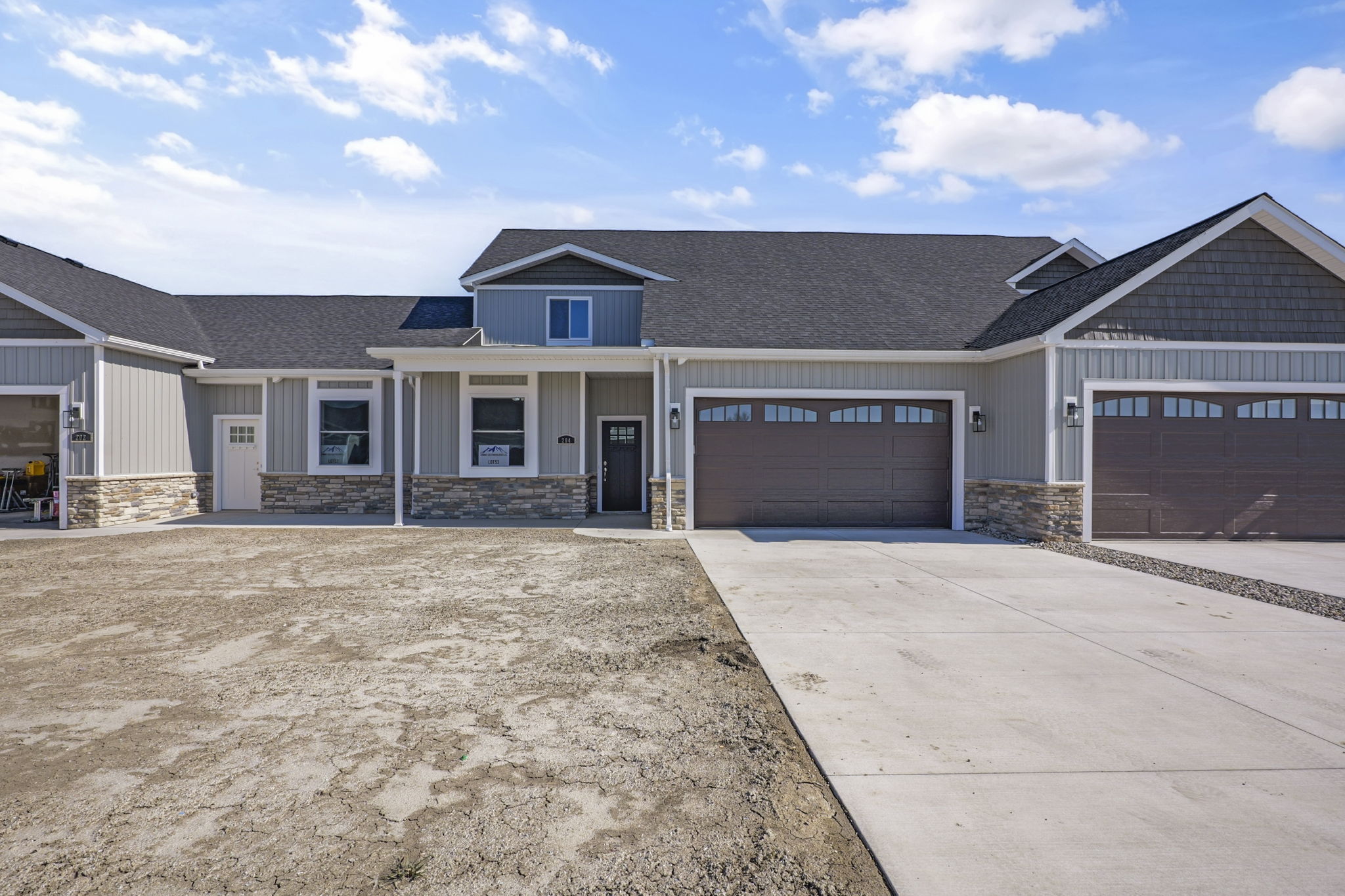 204 East Bridge Rd, Northwood, OH 43619