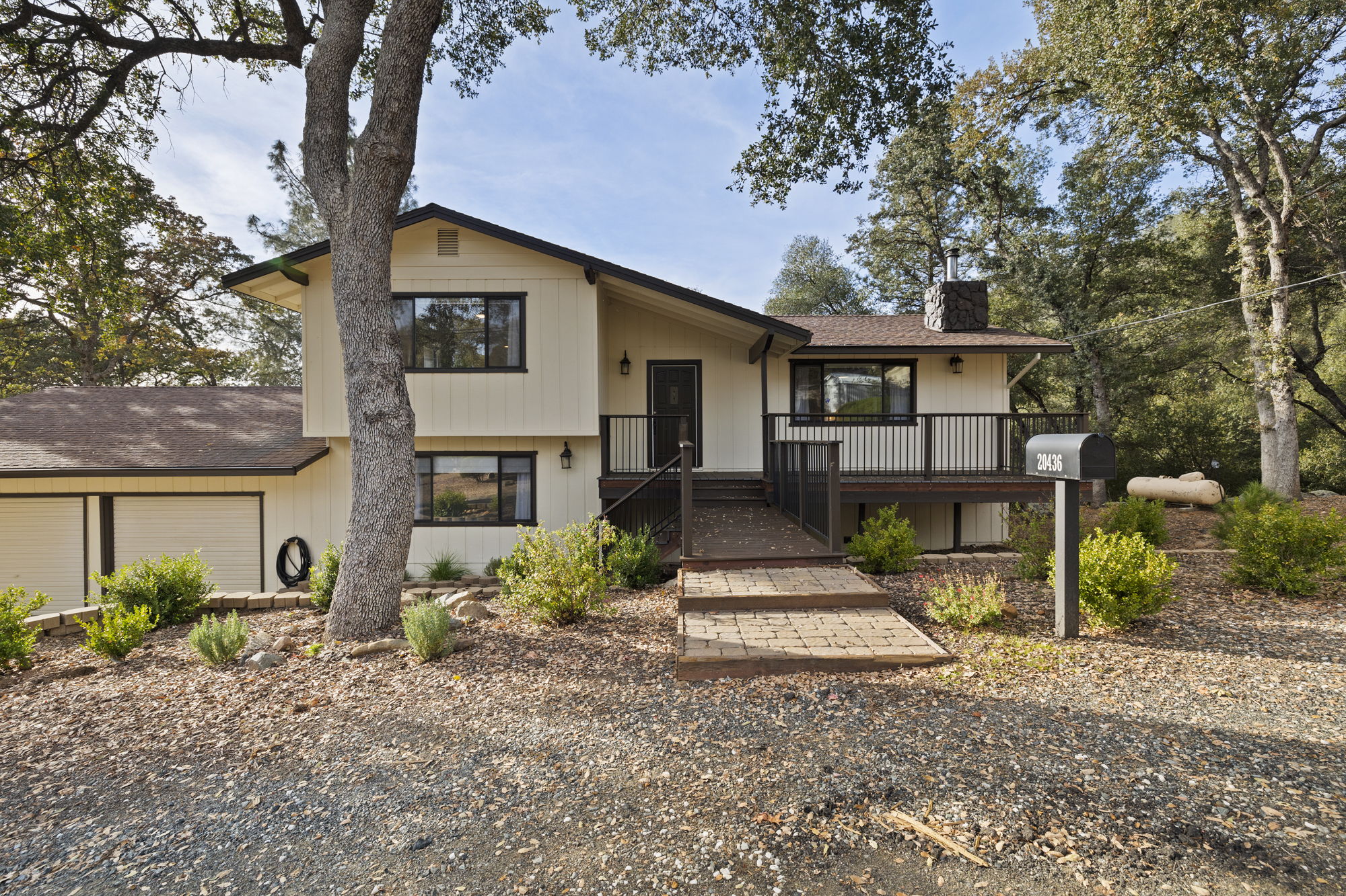 20436 Upper Hillview Dr, Sonora, CA 95370 | Matt Herrmann Creative