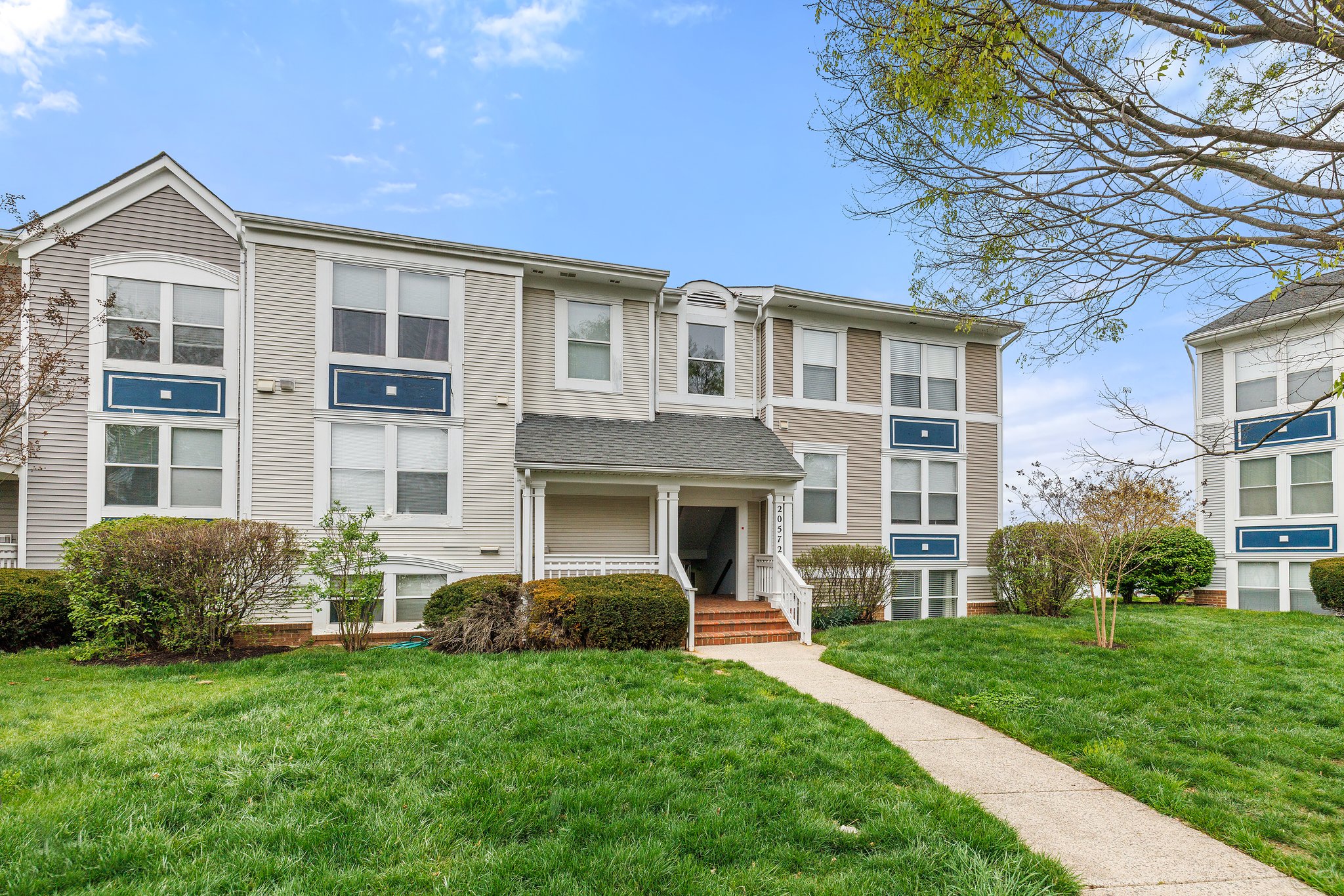 20572 Snowshoe Square 102, Ashburn, VA 20147 | Upward Studio