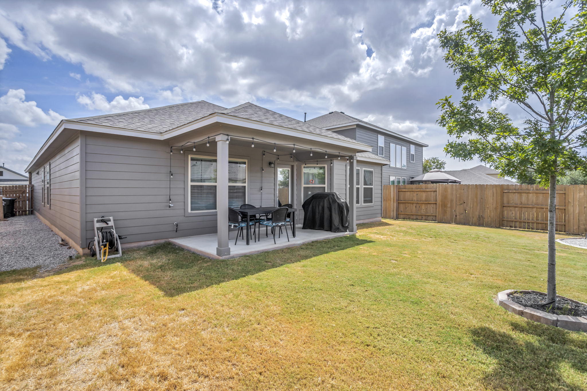 208 Bright Star Ln, Andice, TX 78628