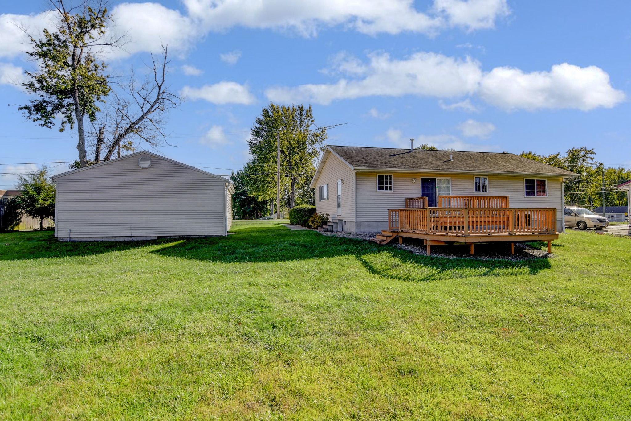 209 E Menard St, Riverton, IL 62561 | Design Eyes Photography