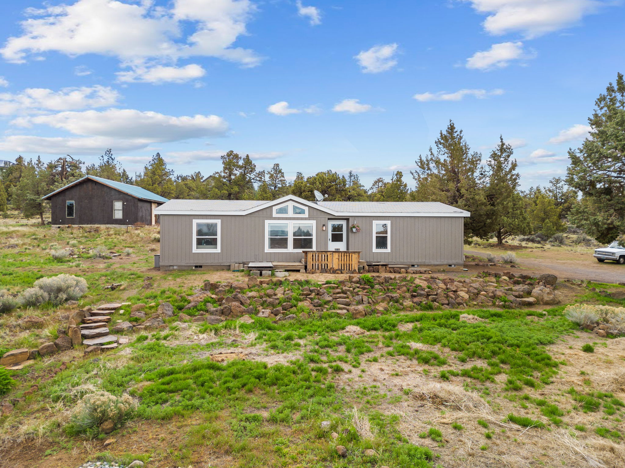 21070 Robin Ave, Bend, OR 97701 | Walker & Homes