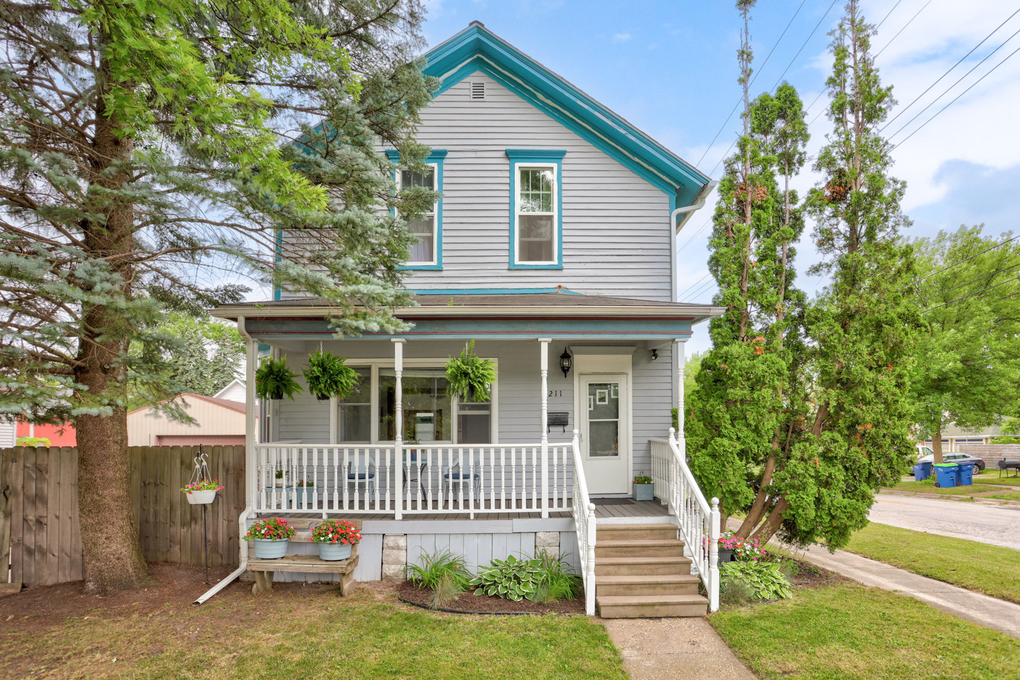 211 N Catherine St, Bay City, MI 48706 | Grand Space Media