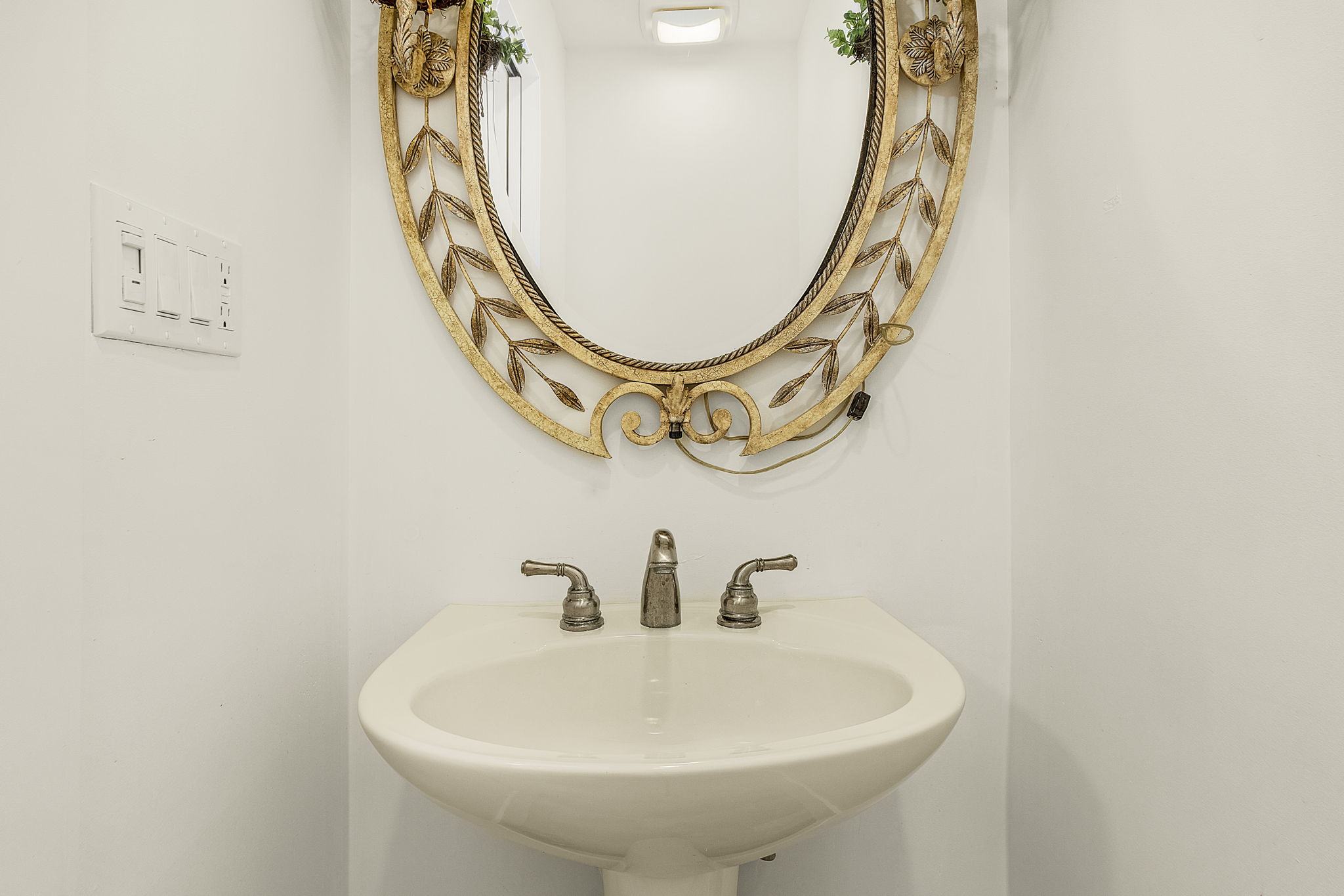 2110 W First St, Fort Myers, FL 33901 | A VisualPRO