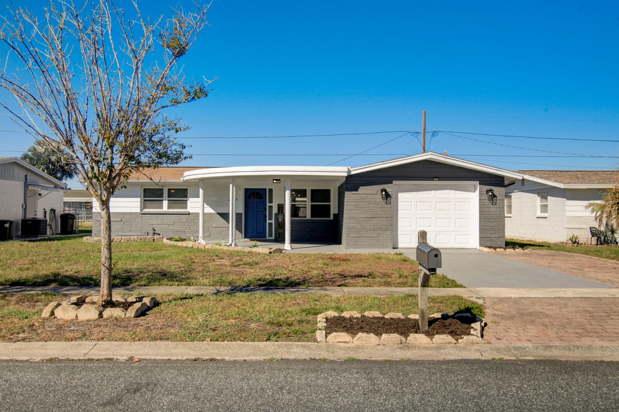 2119 Maureen Dr, Holiday, FL 34690 | Zillow Media Experts