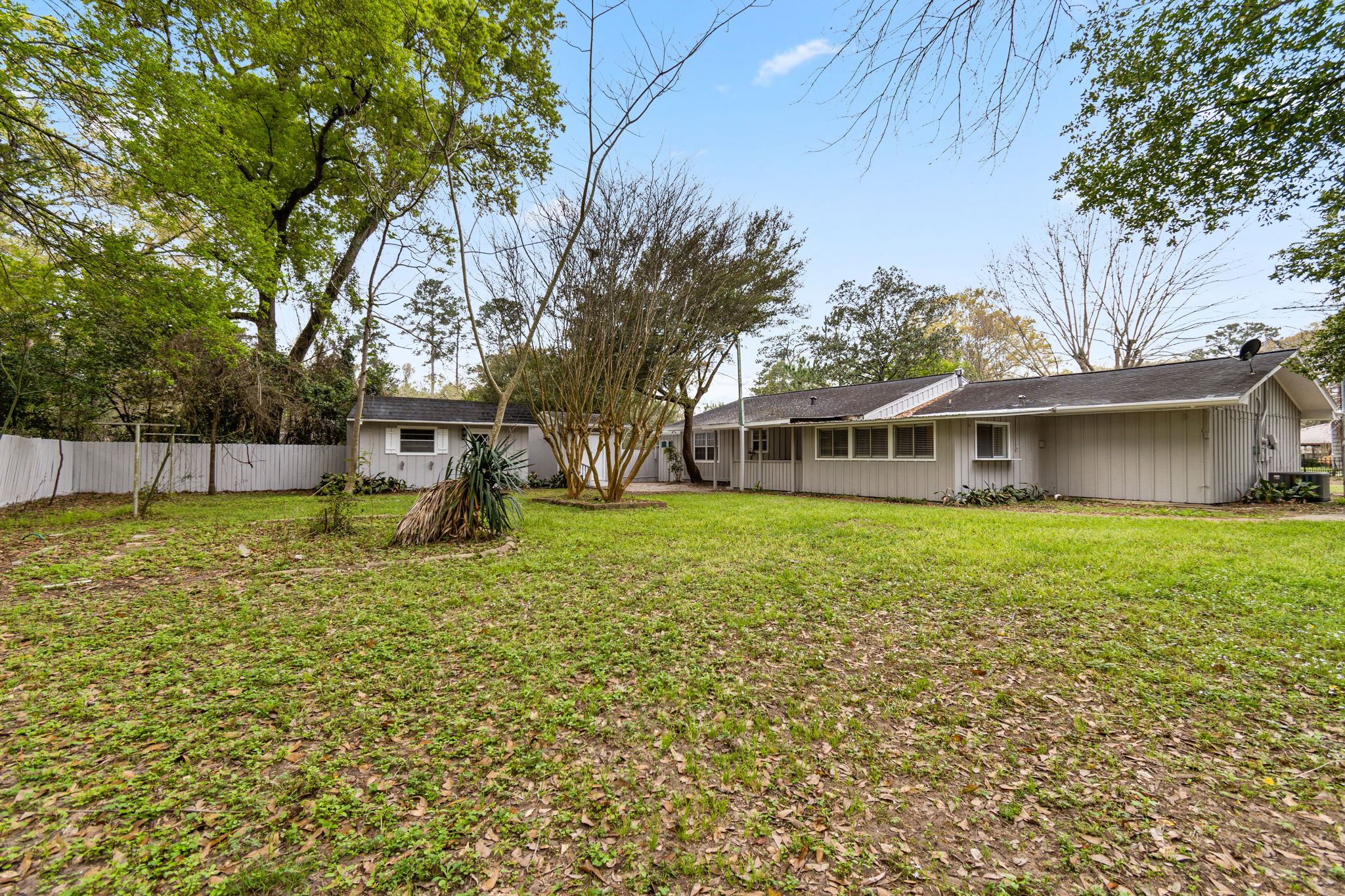 213 Lakeshore Dr, Conroe, TX 77304 | Studio Vos, Inc.