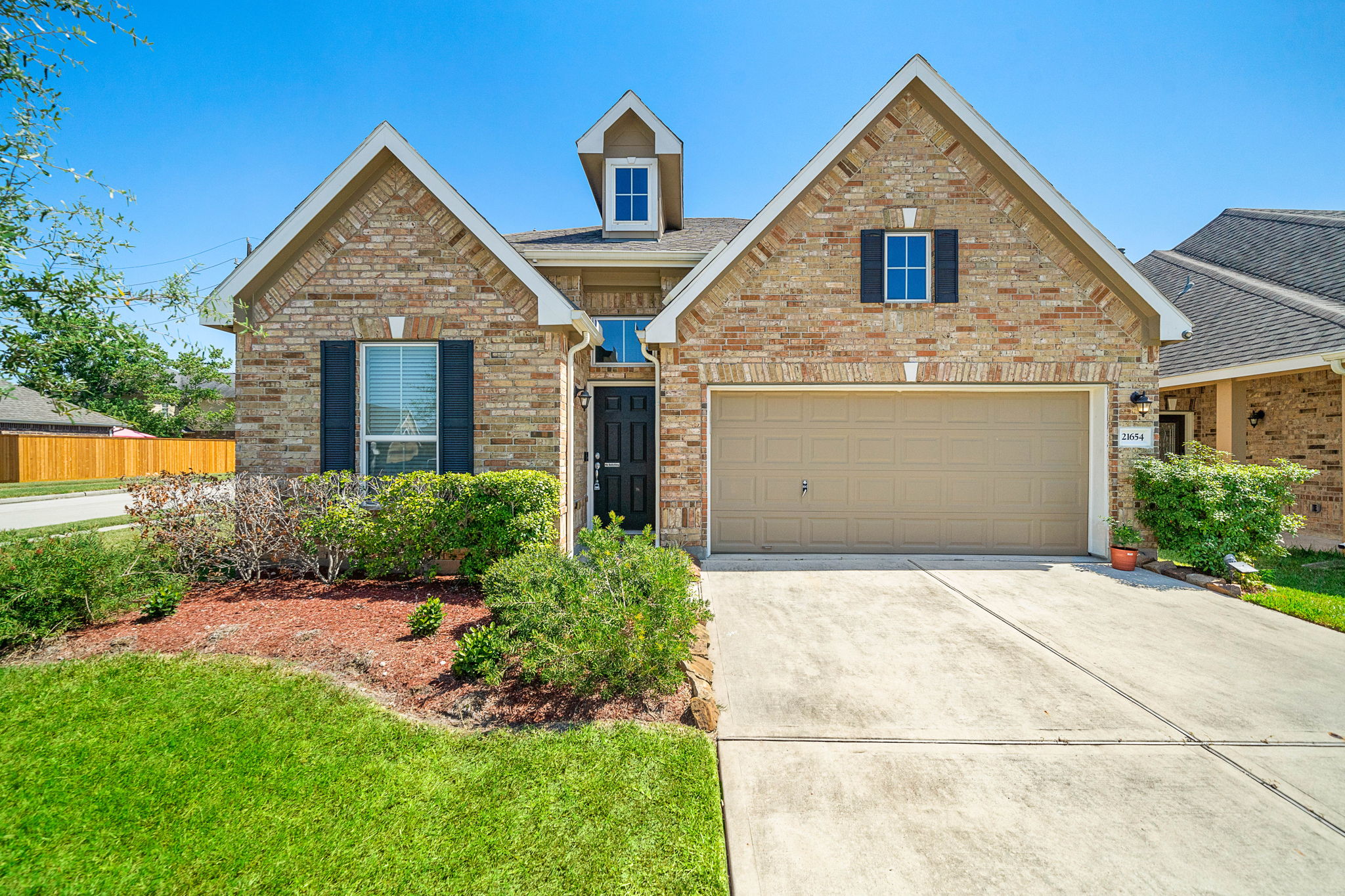 21654 Rainfall Park Dr, Spring, TX 77388 | Strata Visuals