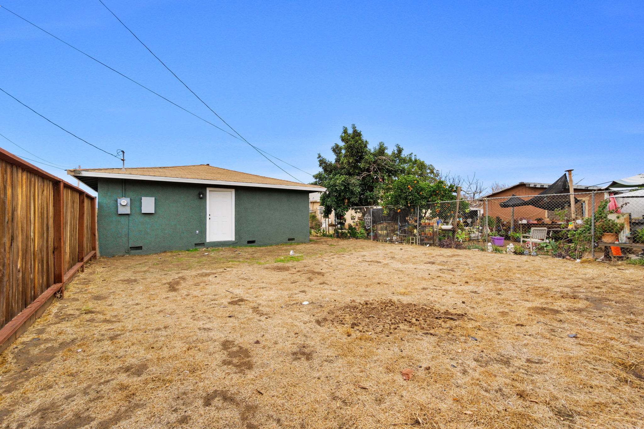 2194 S Plumas St, Fresno, CA 93706 | PHRAME Photography