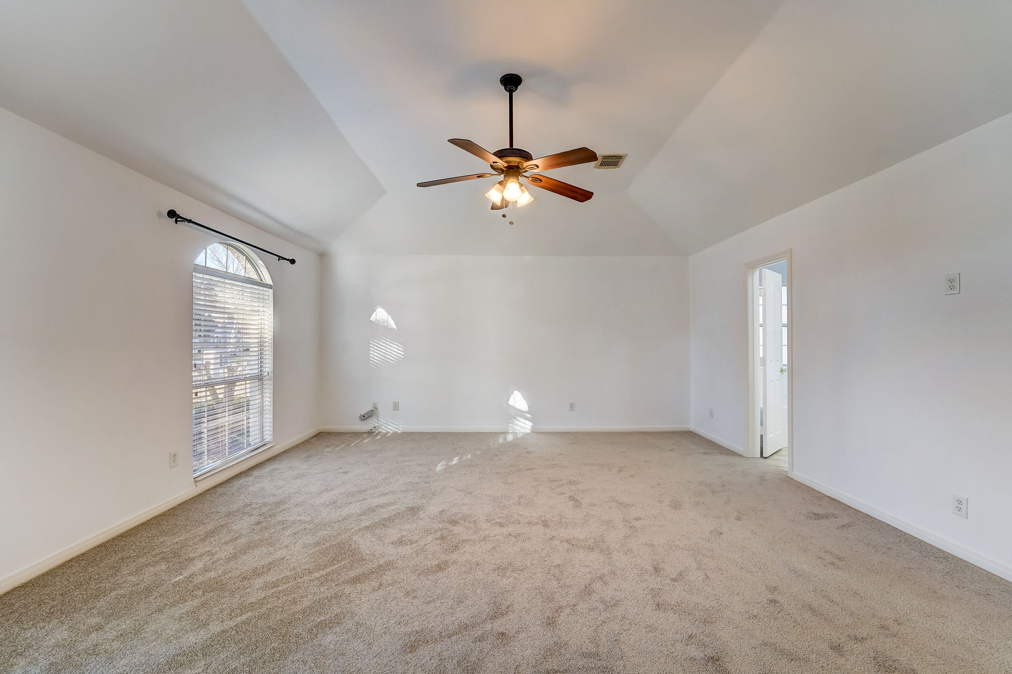 2224 Winecup Ln, League City, TX 77573 | Zillow Media Experts