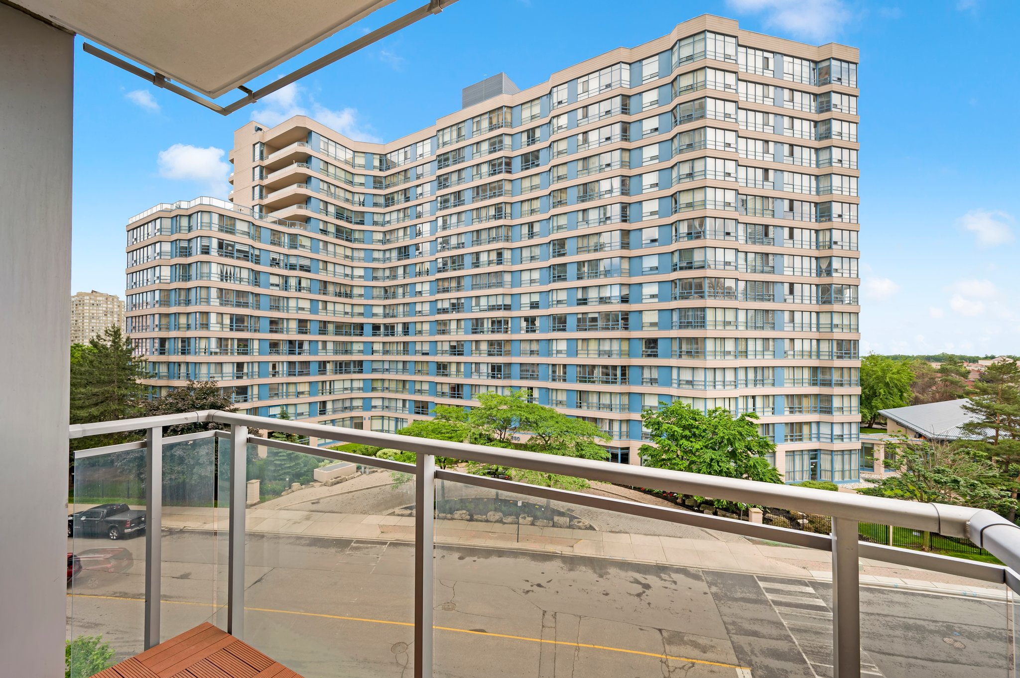 225 Webb Dr, Mississauga, ON L5B 4P2 | Air Unlimited Corp.