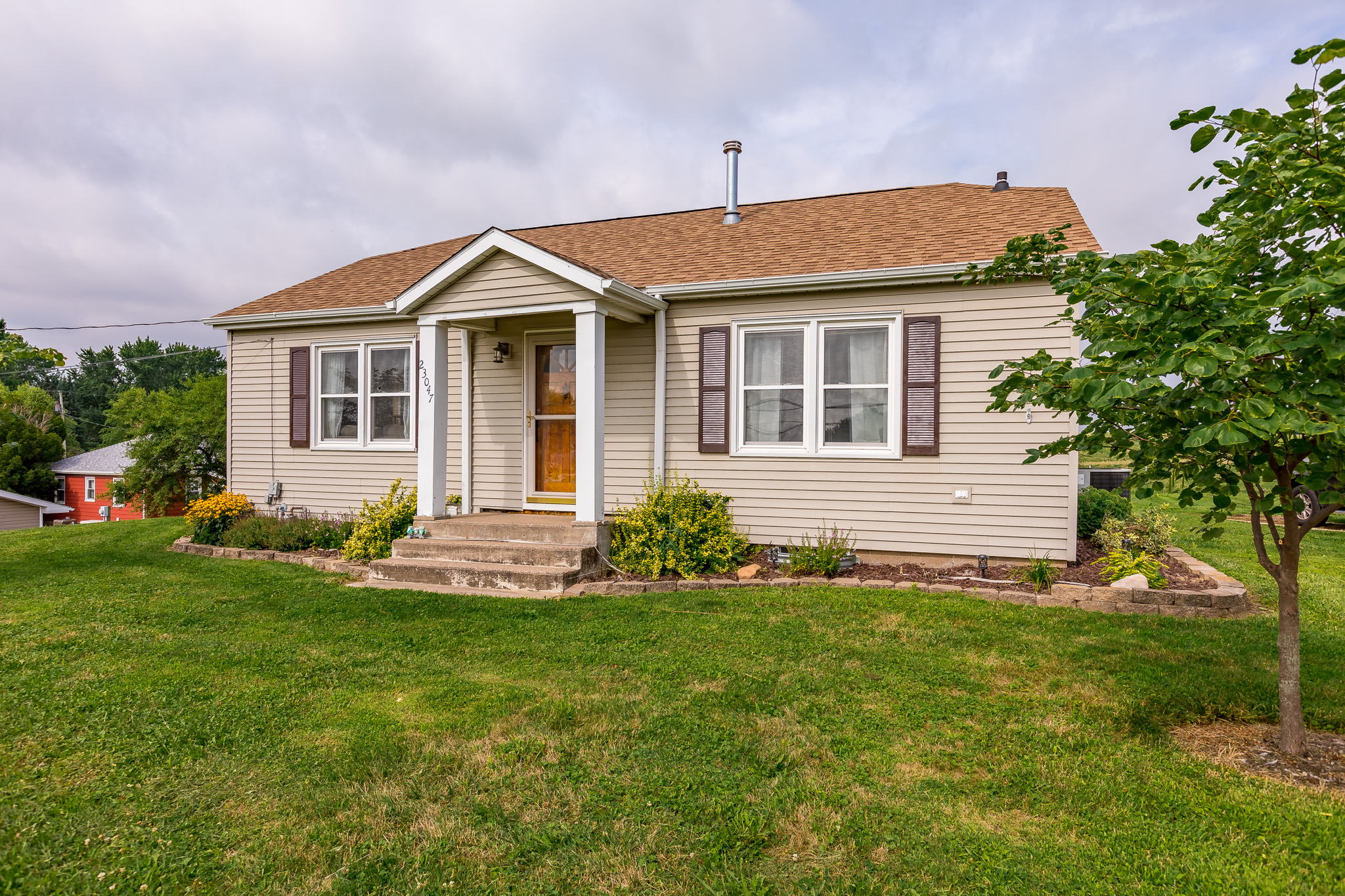 23047 N High St, Colona, IL 61241 | Essential Real Estate Media