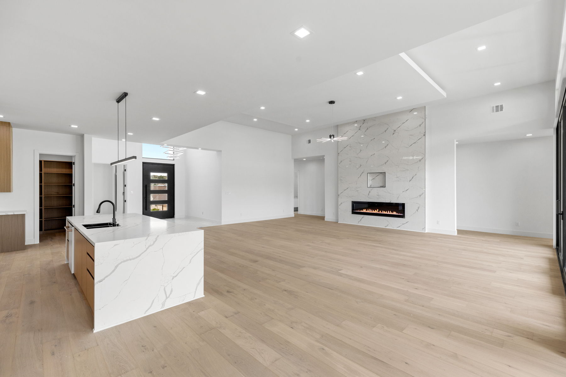 23122 Henness Pass, San Antonio, TX 78255 | MrHevia Media