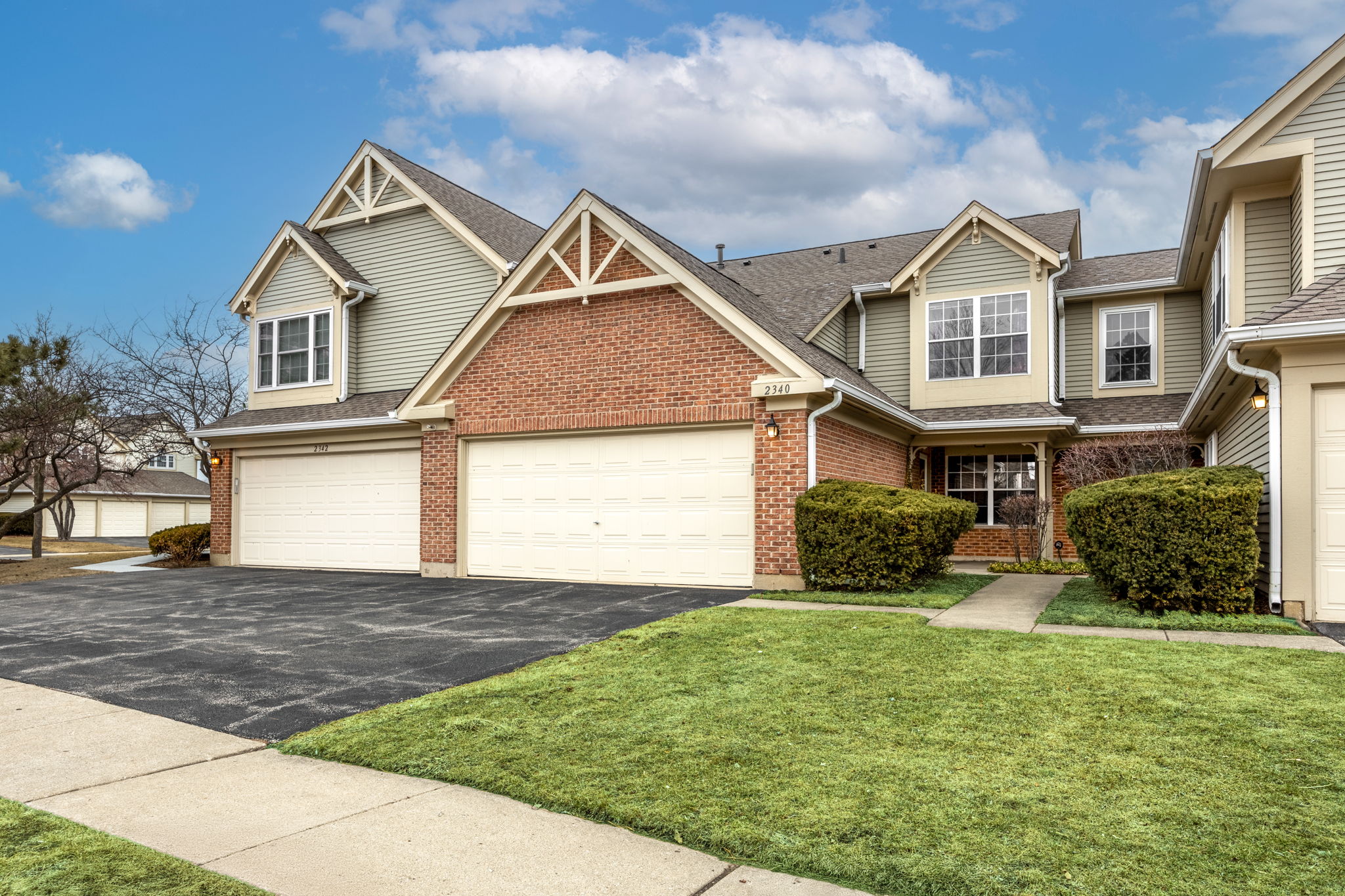2340 County Farm Ln, Schaumburg, IL 60194 | Repropix Corp.