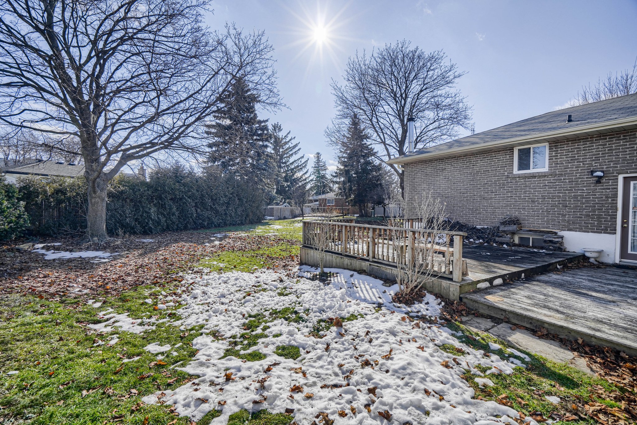 24 Grand Circuit Ct, Brampton, ON L6Y 1A4 | Orelus Production