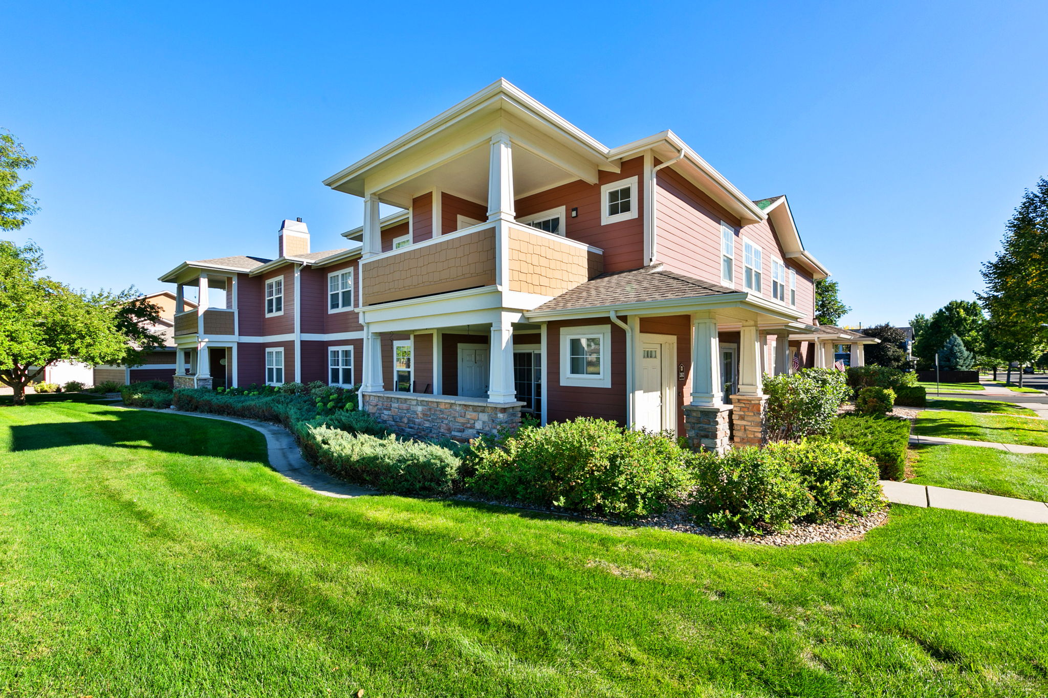 2402 Owens Ave #102, Fort Collins, CO 80528 | Boxwood Photos