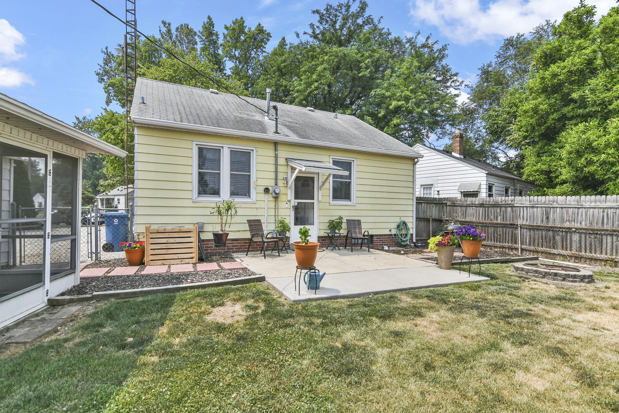25 Ruth Ct, Springfield, IL 62704 | Design Eyes Photography