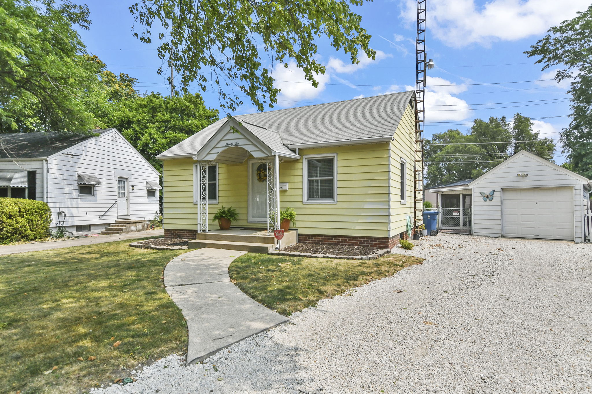 25 Ruth Ct, Springfield, IL 62704 | Design Eyes Photography