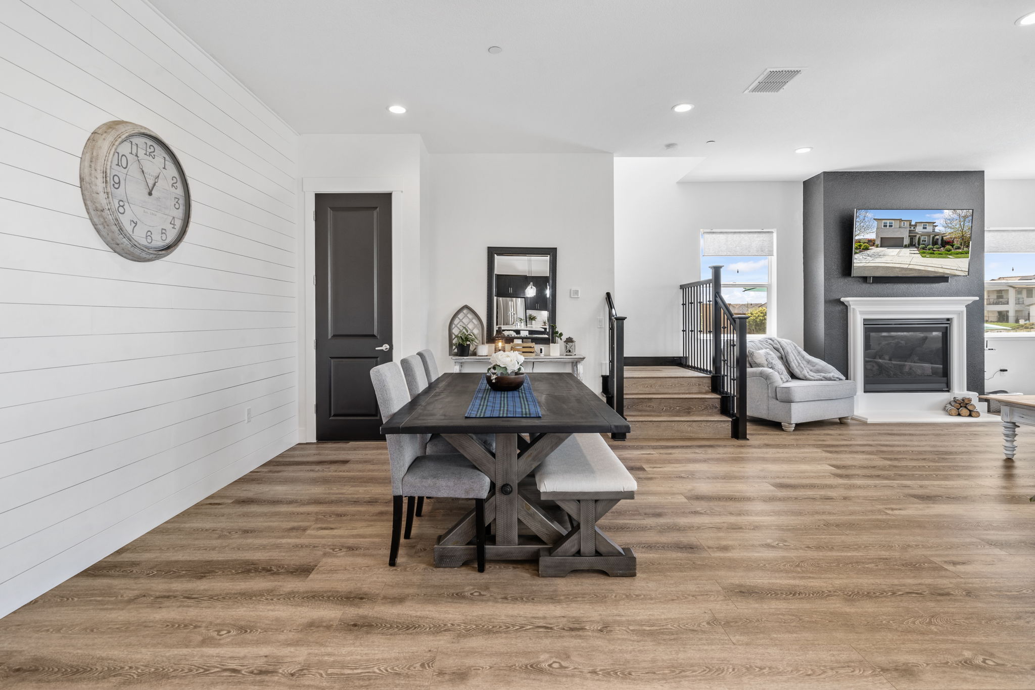 2500 Kruip Court, Lathrop, CA 95330 | K-Robb Designs