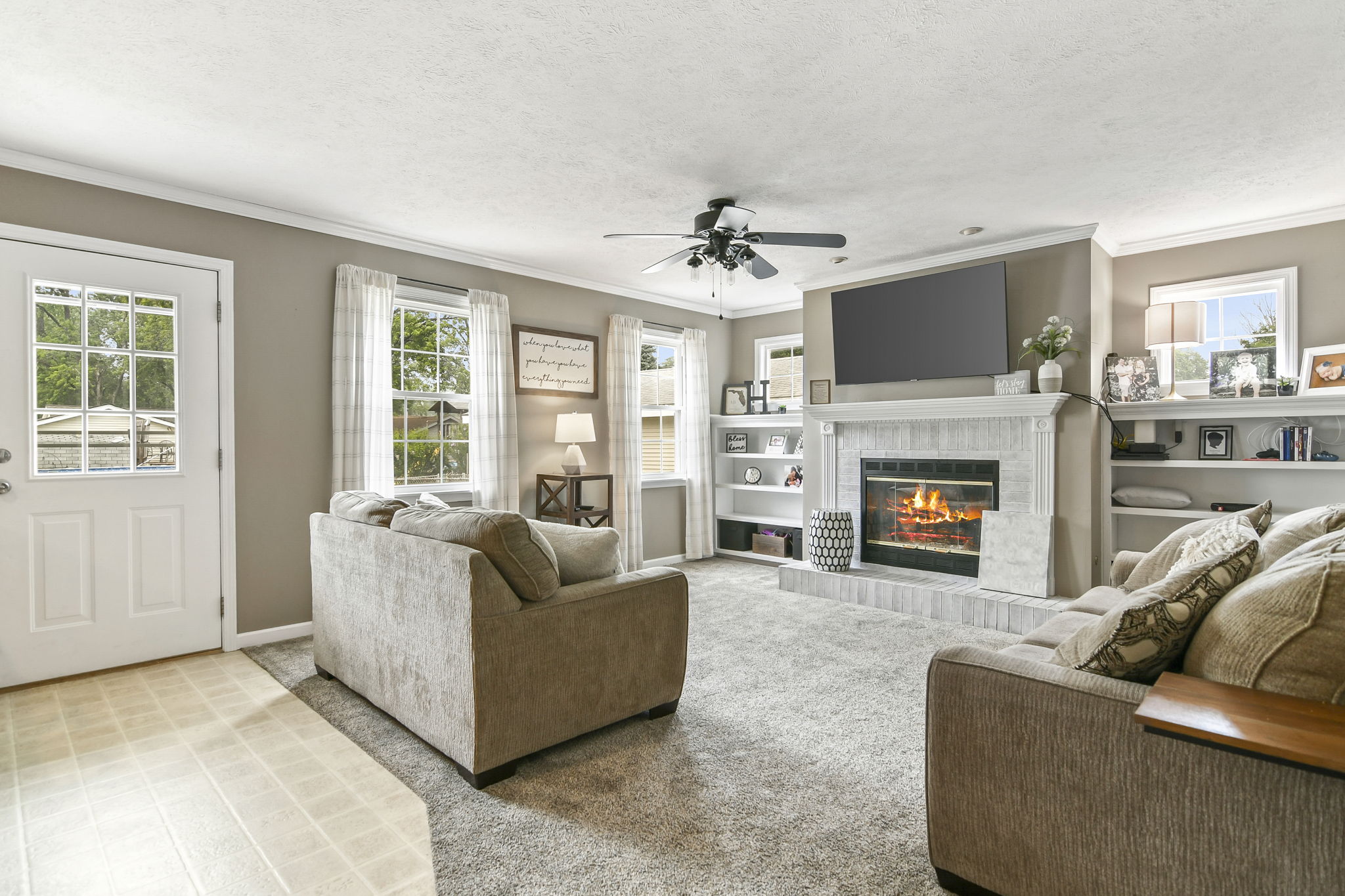 2509 Somerton Rd, Springfield, IL 62702 | Design Eyes Photography