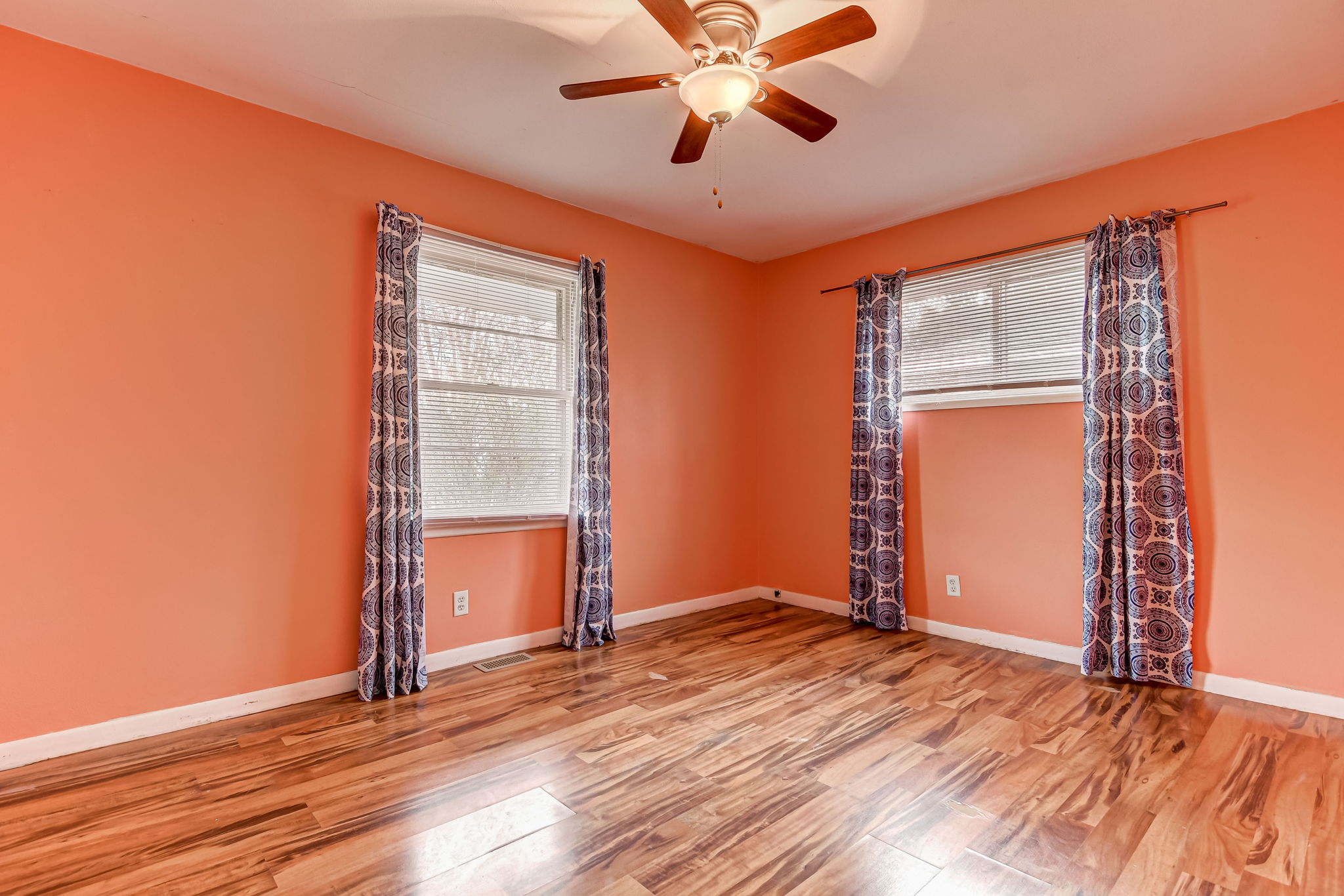 2544 Holmes Ave, Springfield, IL 62704 | Design Eyes Photography