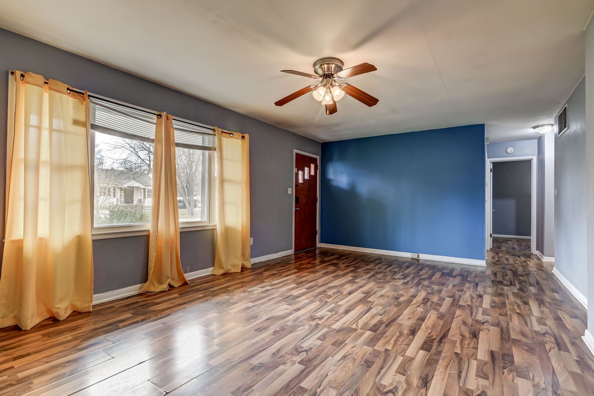 2544 Holmes Ave, Springfield, IL 62704 | Design Eyes Photography