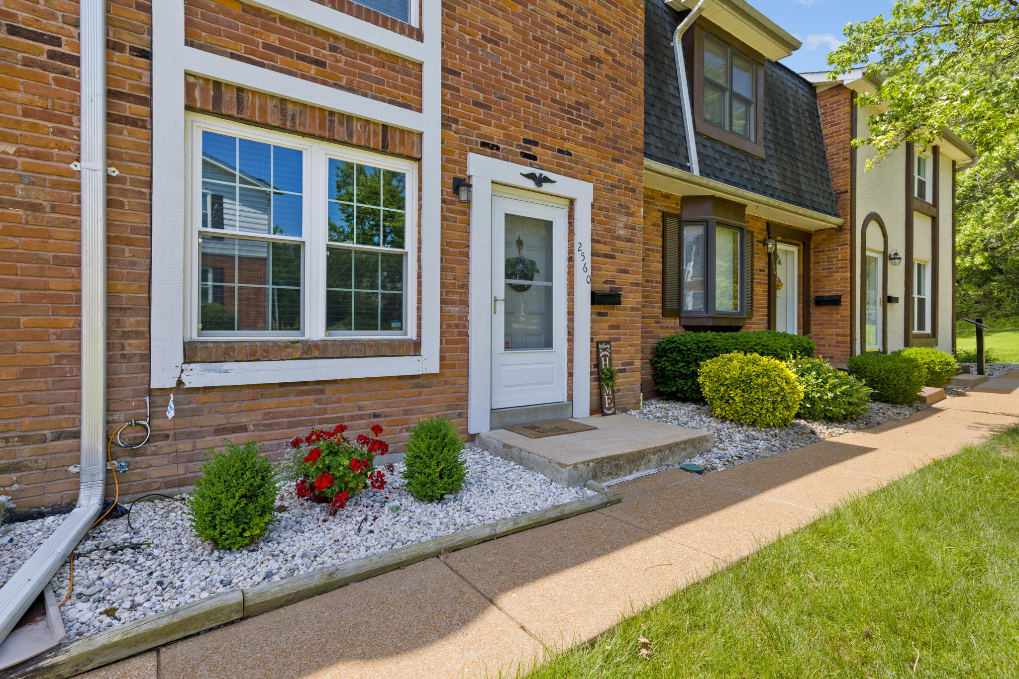 2560 Wallford Walk, St. Louis, MO 63129 | Studio 724 Photography