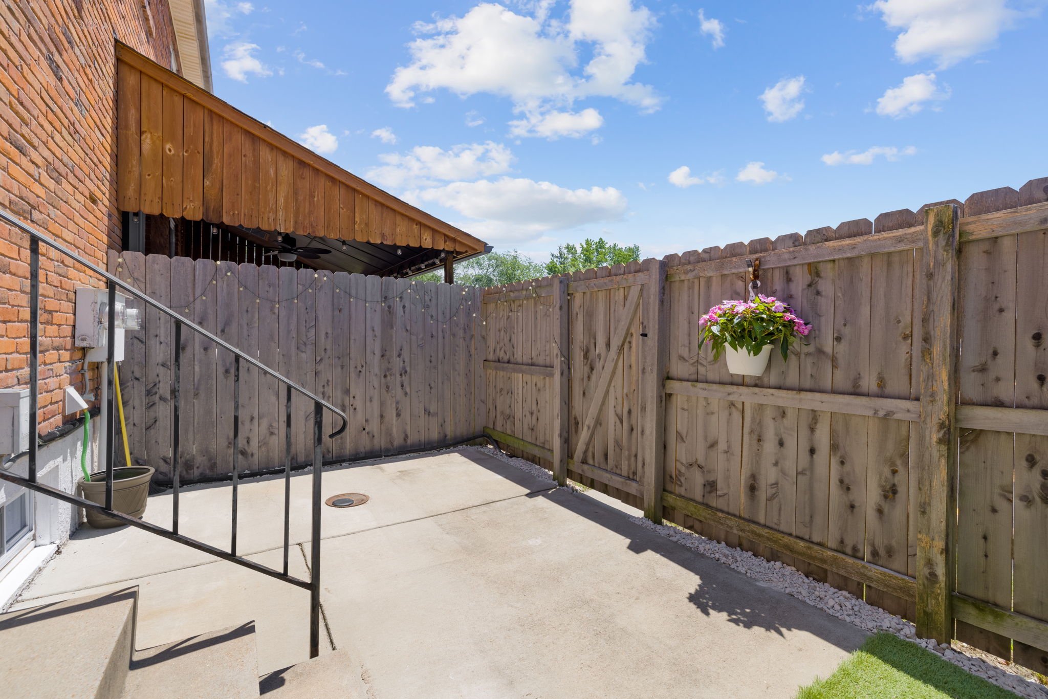 2560 Wallford Walk, St. Louis, MO 63129 | Studio 724 Photography