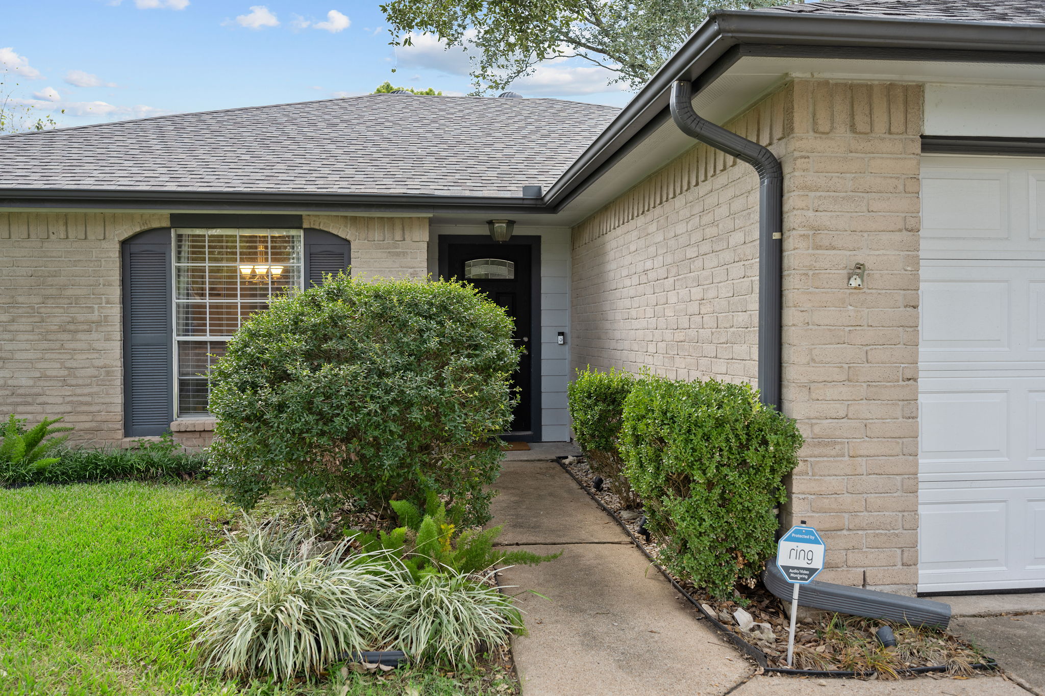 2611 Radcliffe Dr, Sugar Land, TX 77498 | Studio Vos, Inc.